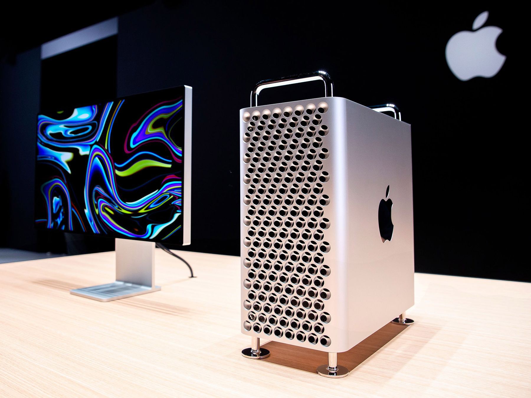 Được ông Trump 'bảo kê', Mac Pro sẽ ở lại Mỹ không đến Trung Quốc ...
