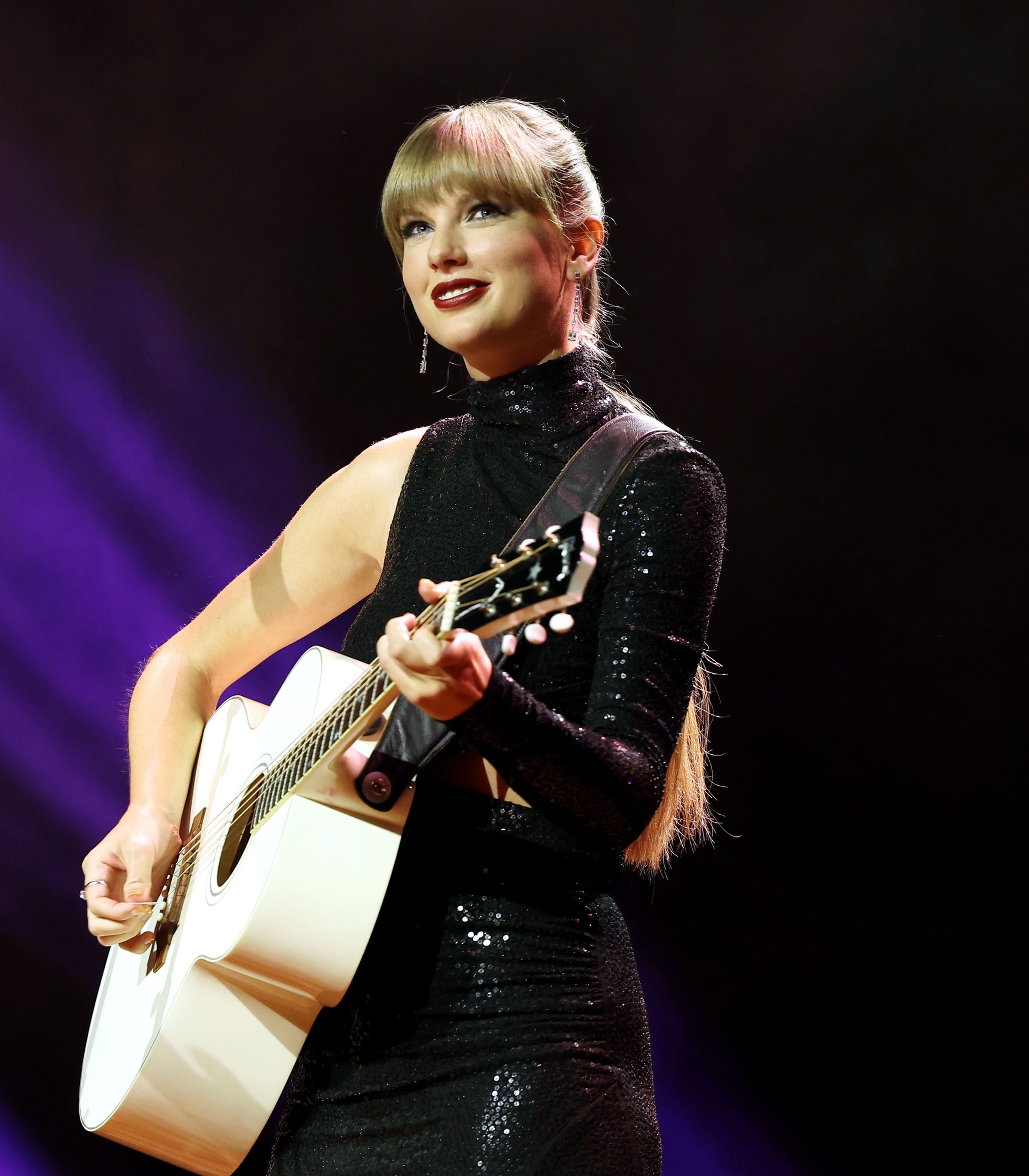 Taylor Swift 'nổi đóa' khi live show 'cháy vé' vì lý do trời ơi - Tuổi ...