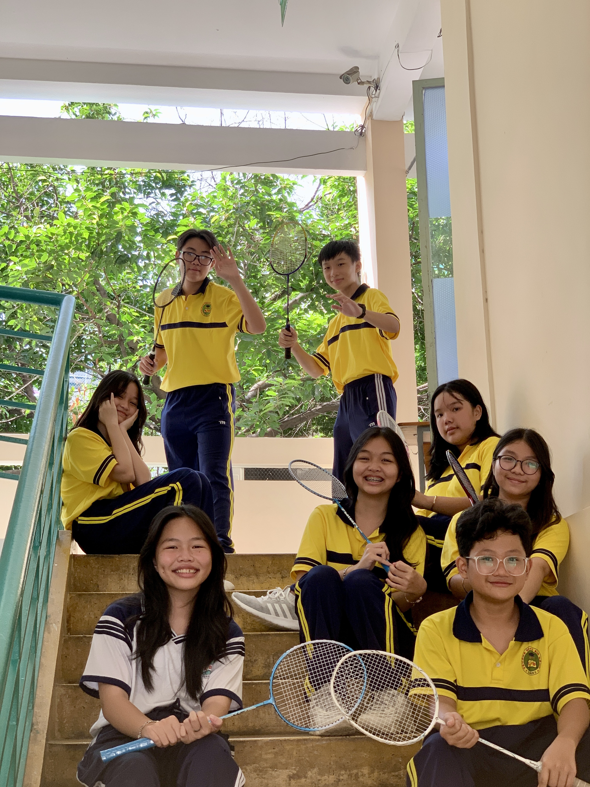 Học sinh Trường THCS Kim Đồng đón trường mới với những điều dễ thương