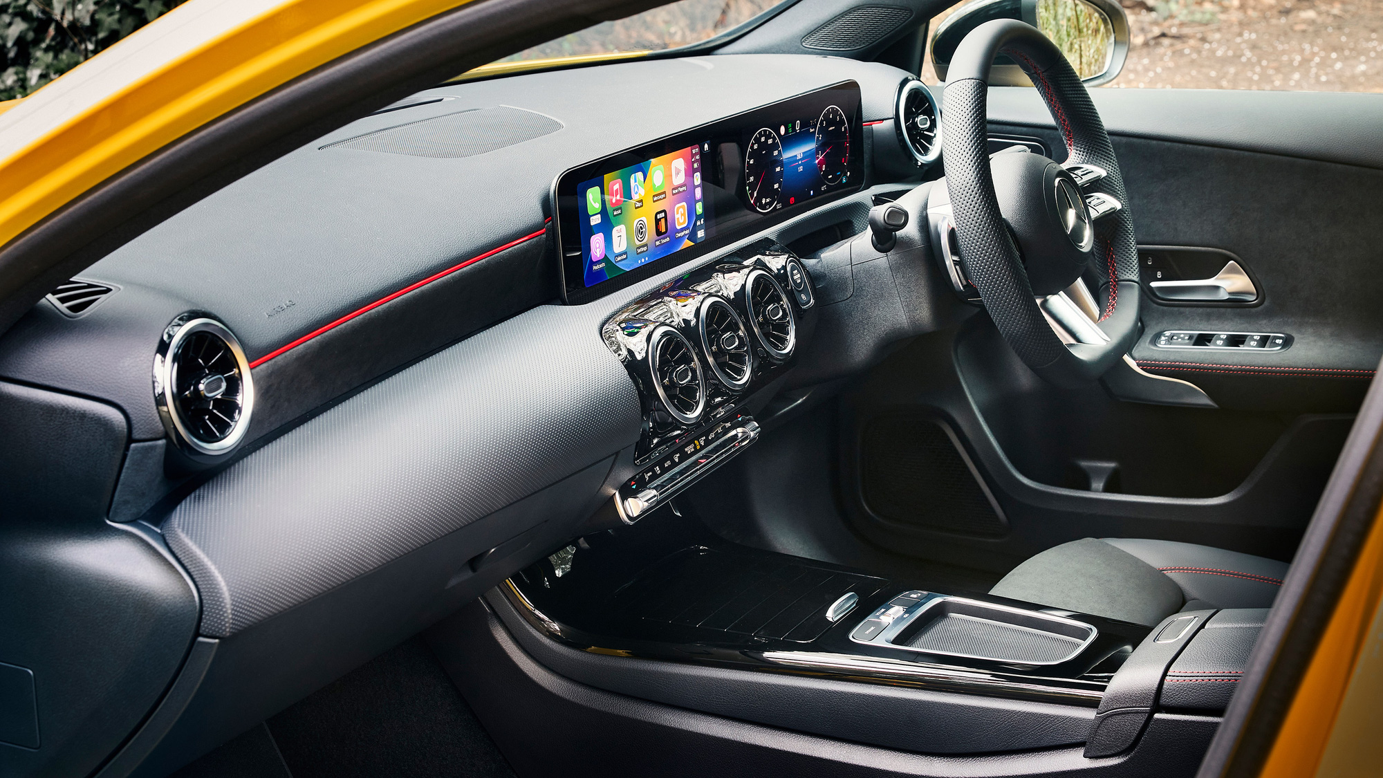 Mercedes-Benz khai tử A-Class, tập trung AMG, G-Class và S-Class - Tuổi Trẻ Online