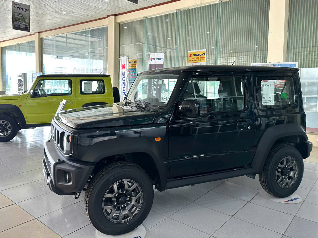 Tin tức giá xe: 'Xe chơi' Suzuki Jimny giảm gần 80 triệu tại đại lý ...
