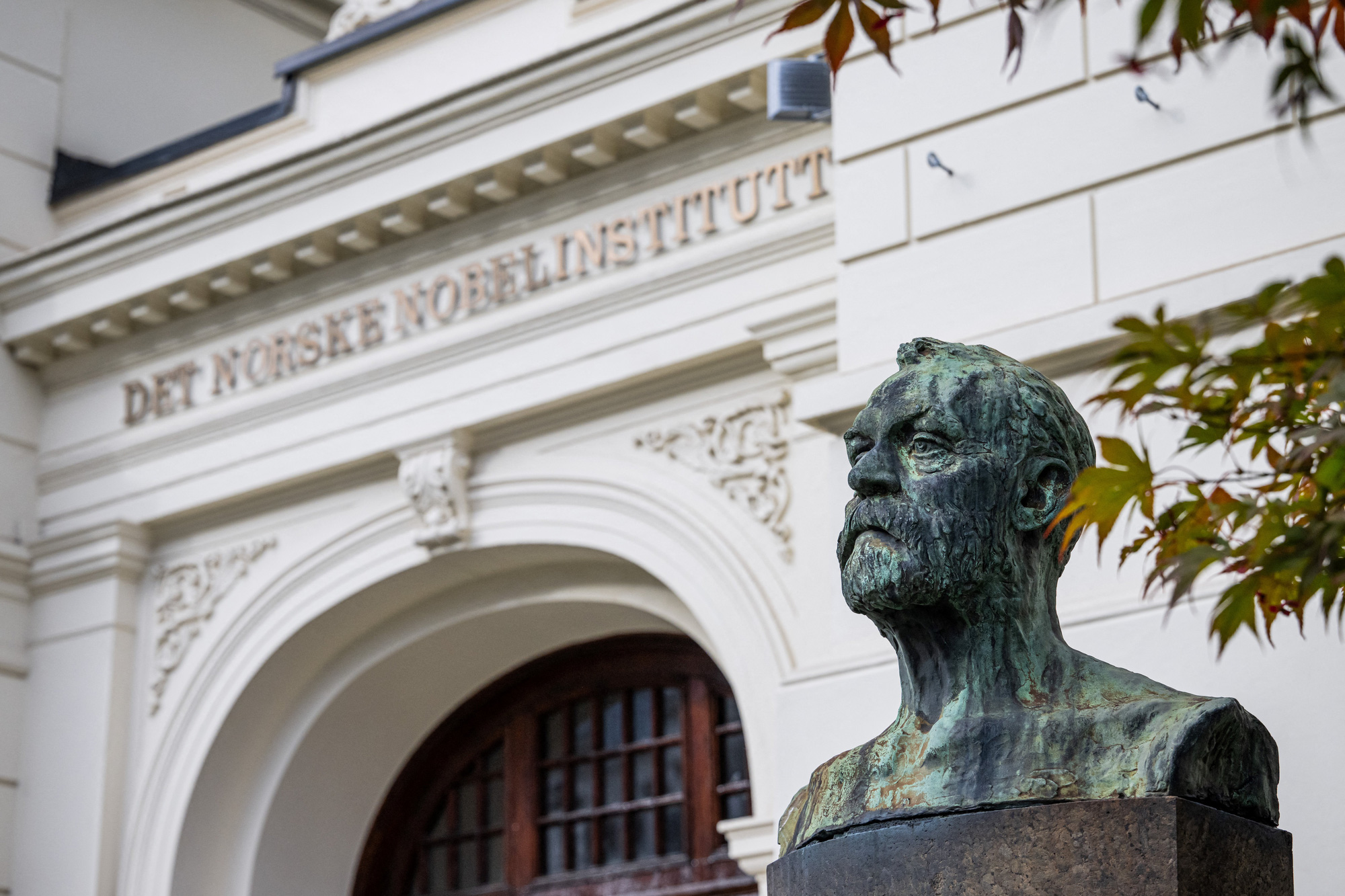 Những cái tên sáng giá cho giải Nobel vật lý 2024 - Tuổi Trẻ Online