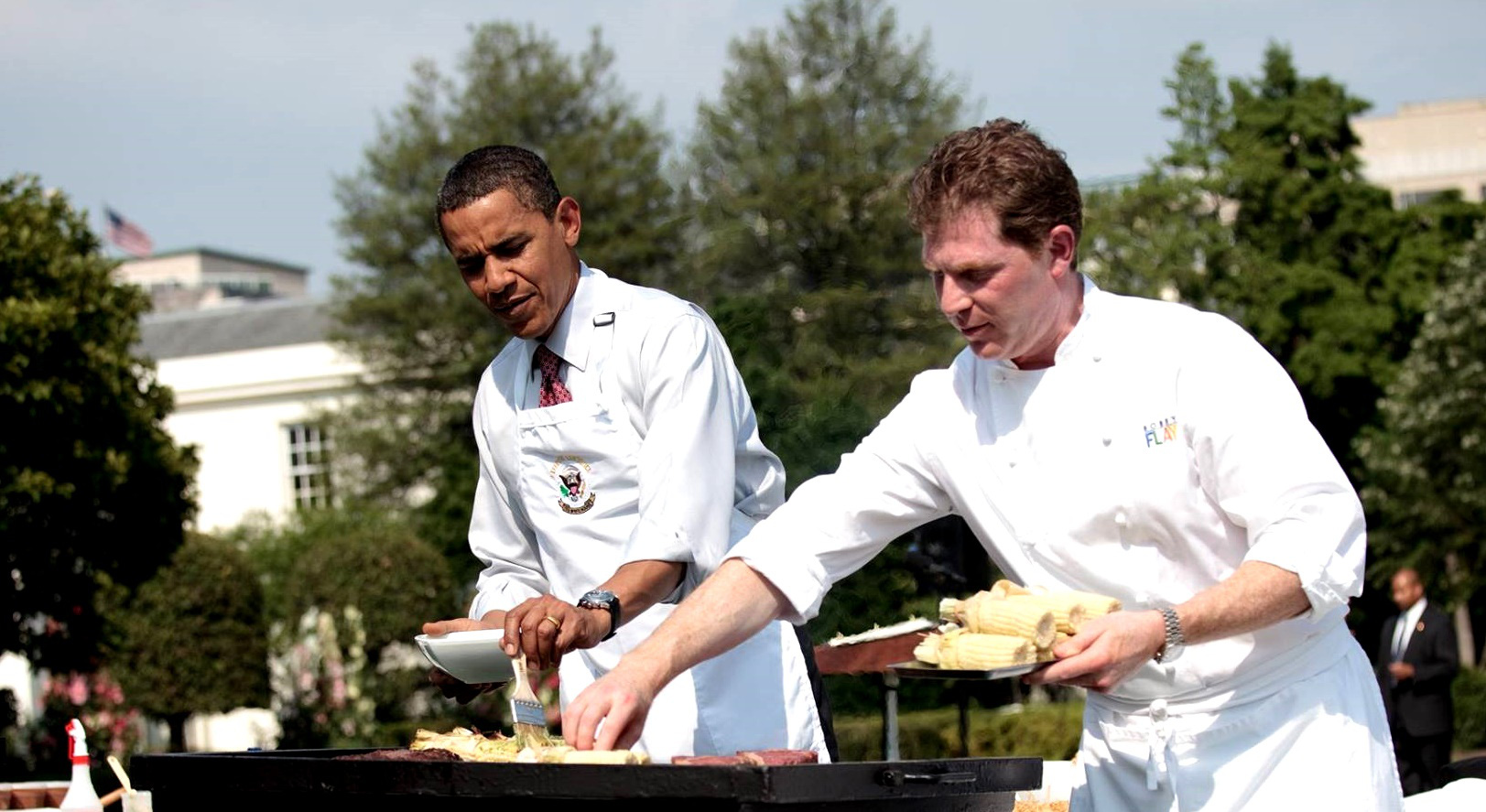 Bí quyết giữ phong độ ở tuổi 63 của cựu tổng thống Barack Obama - Tuổi ...