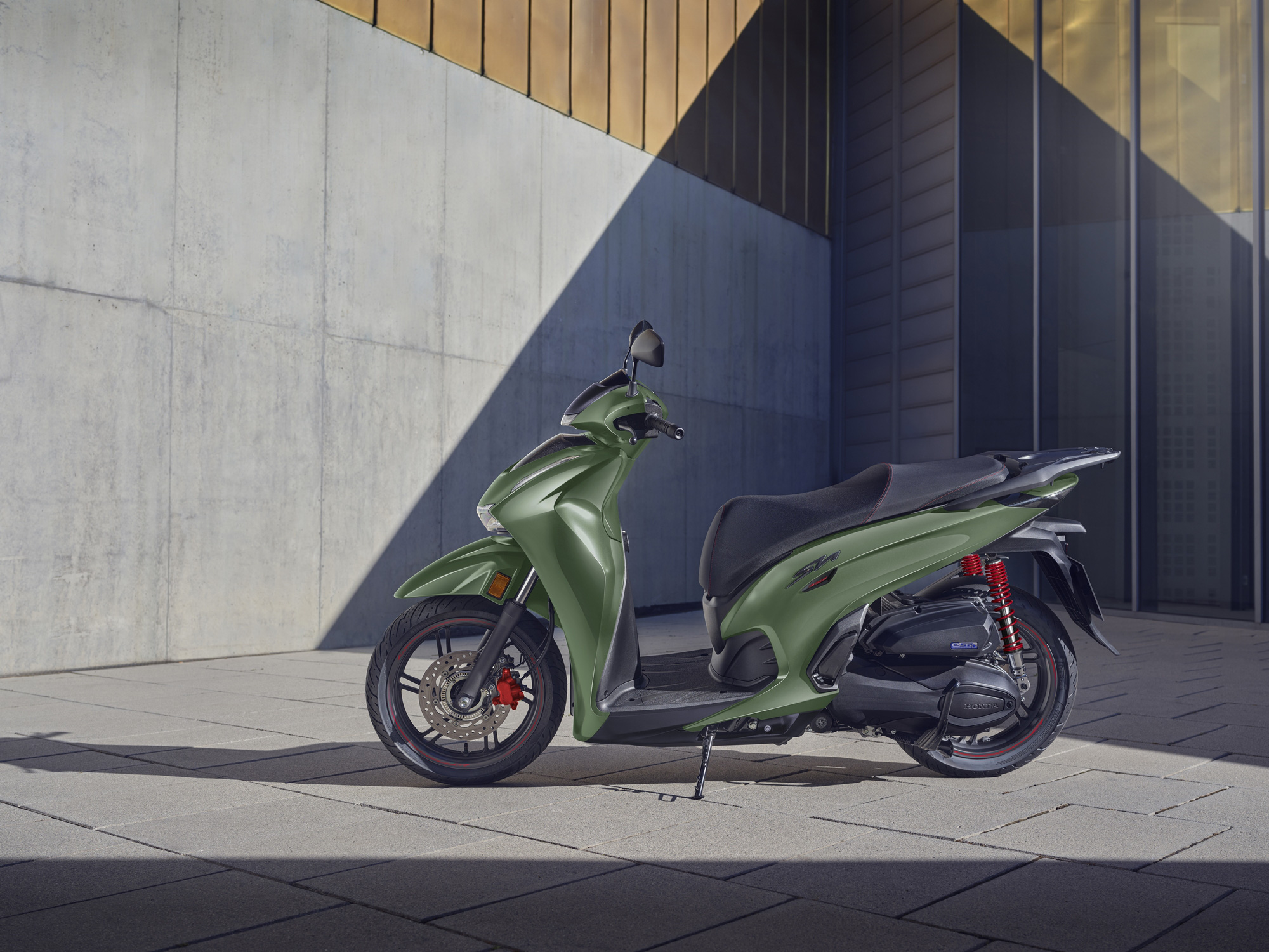 Honda SH 350i 2025 ra mắt Việt Nam: Giá từ hơn 151 triệu đồng, thiết kế ...