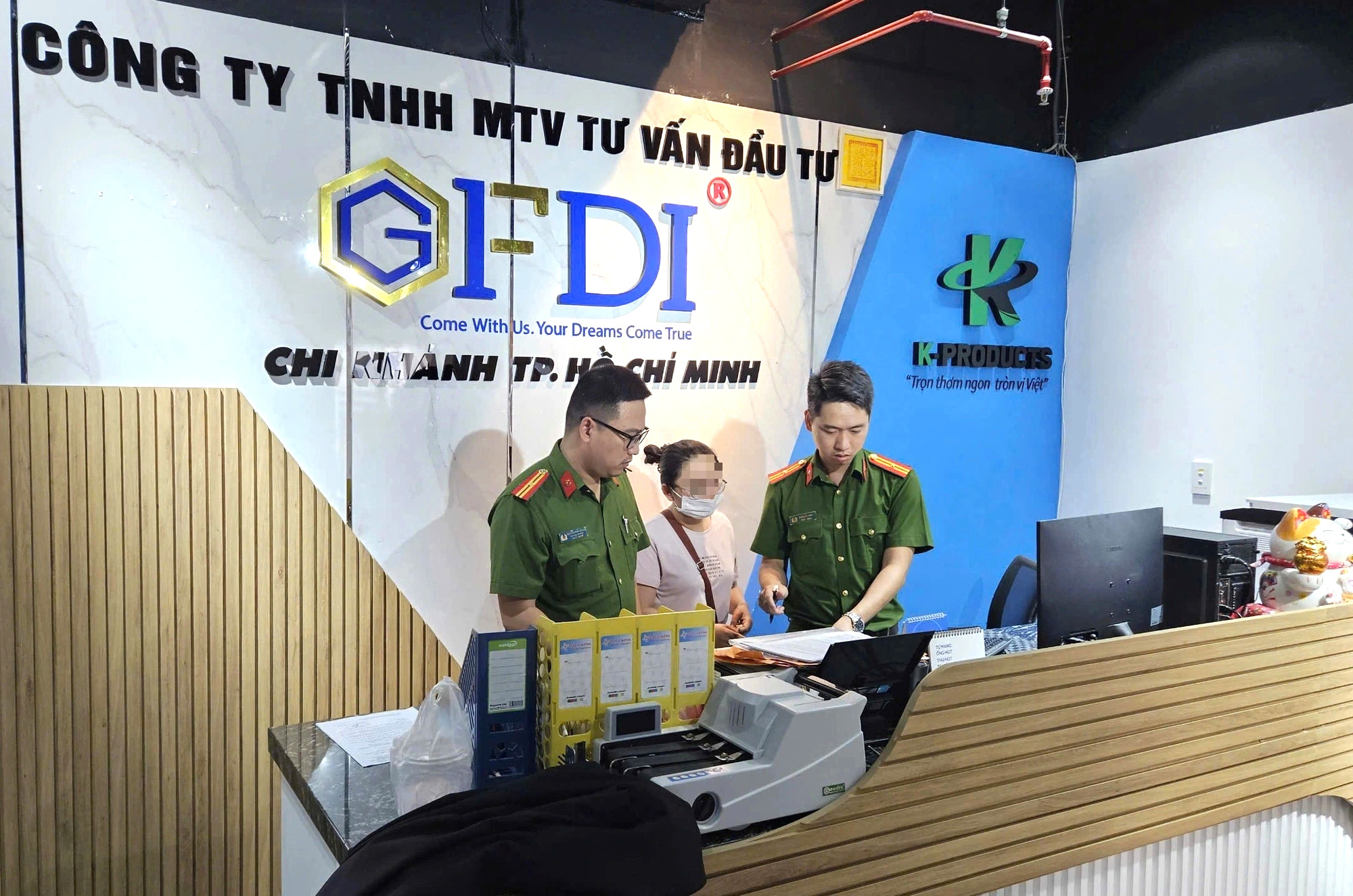 Vụ GFDI lừa đảo hơn 3.700 tỉ đồng: Khám xét hàng loạt chi nhánh tại TP ...