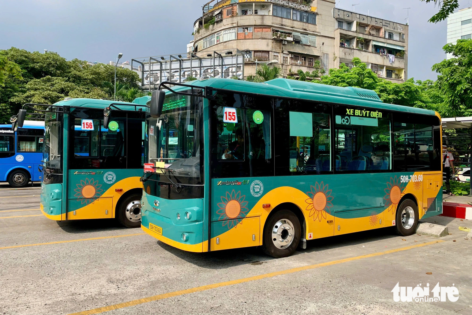 Không đi metro vẫn được vi vu miễn phí 17 tuyến buýt điện - Tuổi Trẻ Online