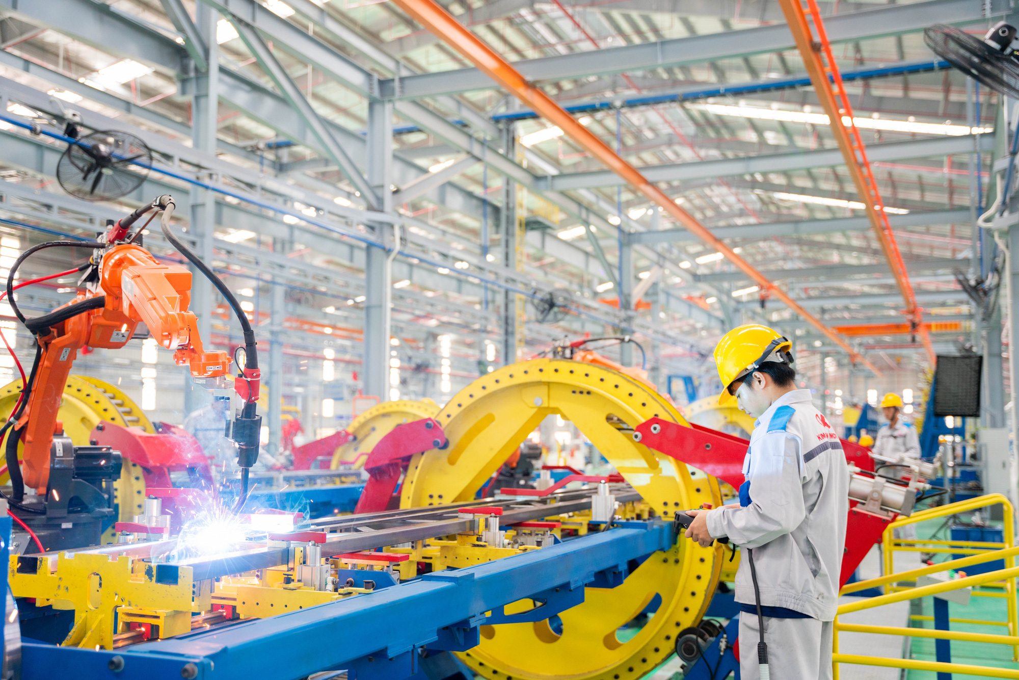 Hành trình đầy khác biệt của KIM LONG MOTOR - Tuổi Trẻ Online