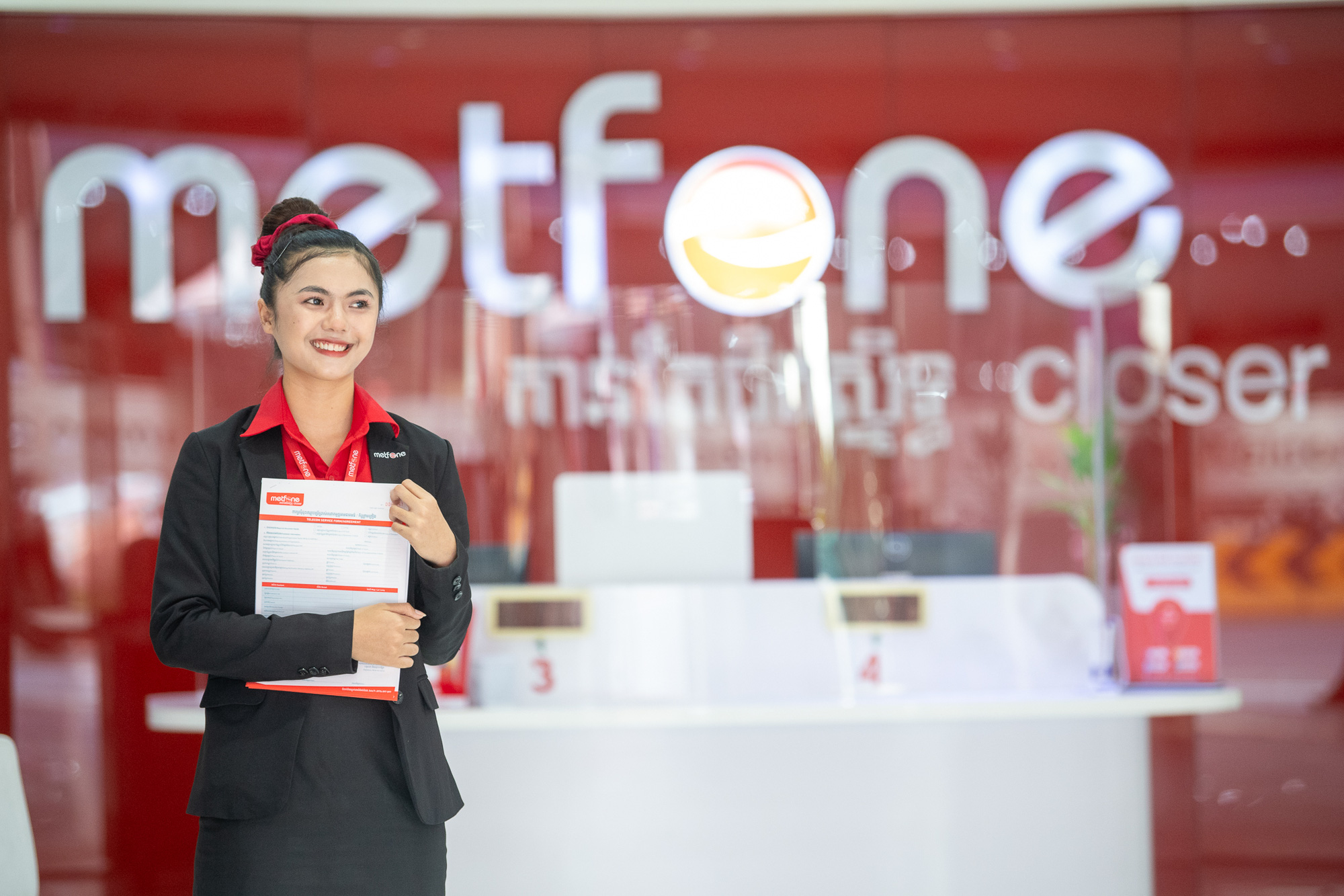 Metfone, dấu ấn 15 năm ‘go global’ của Viettel trên đất nước Chùa Tháp ...