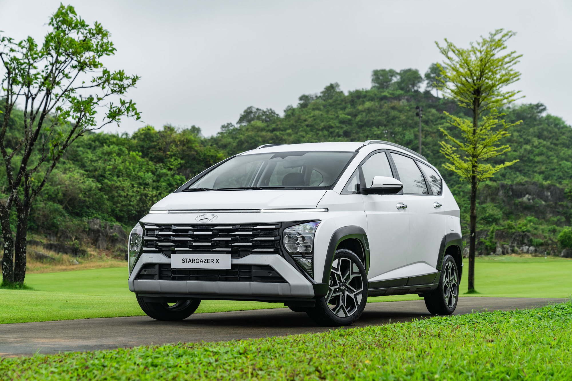 Hyundai Stargazer 2024 ra mắt Việt Nam, giá từ 489 triệu rẻ nhất phân ...