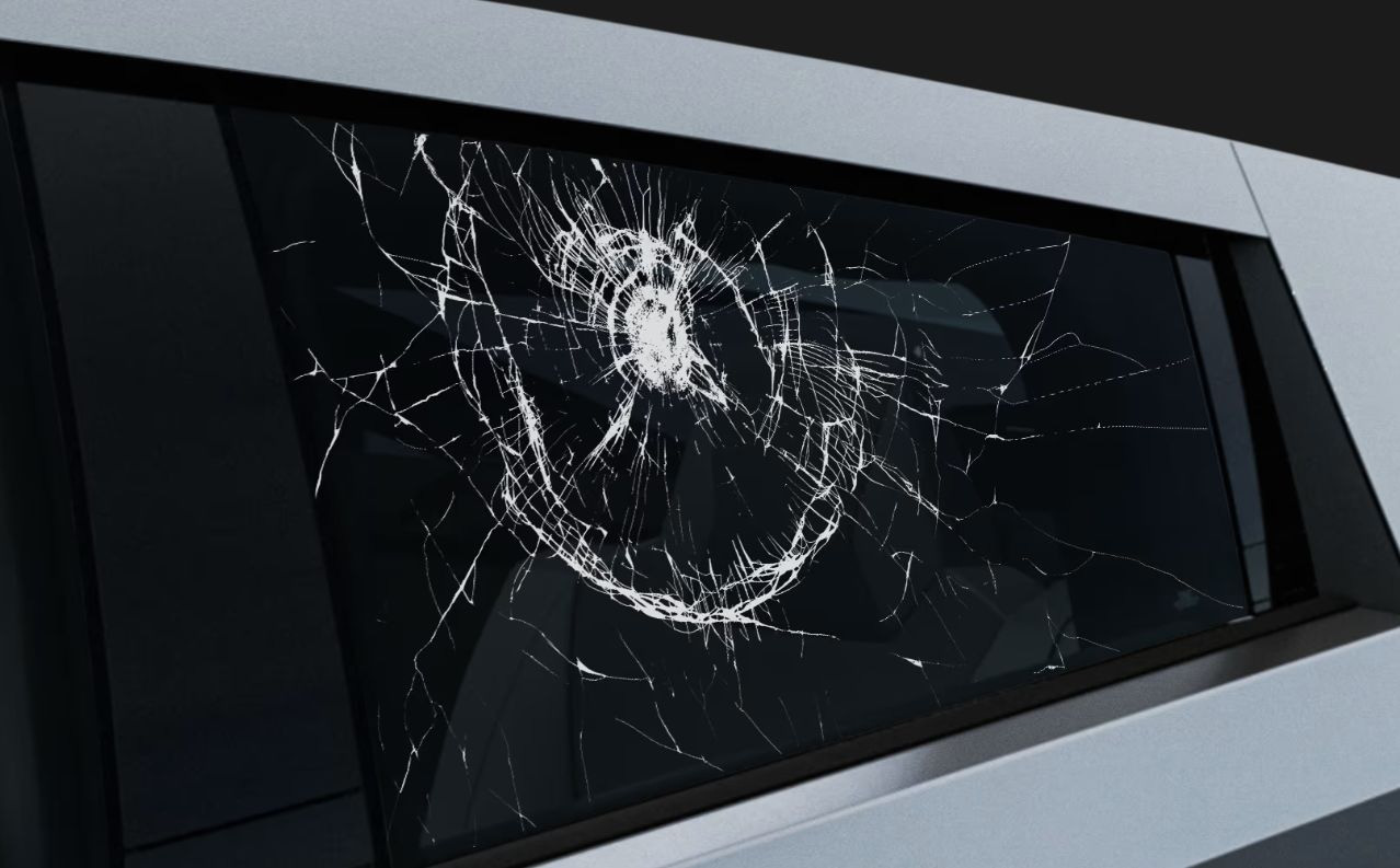 'Nhận Tesla Cybertruck chưa tới 1 ngày, tôi sốc nặng vì vung tay là ...