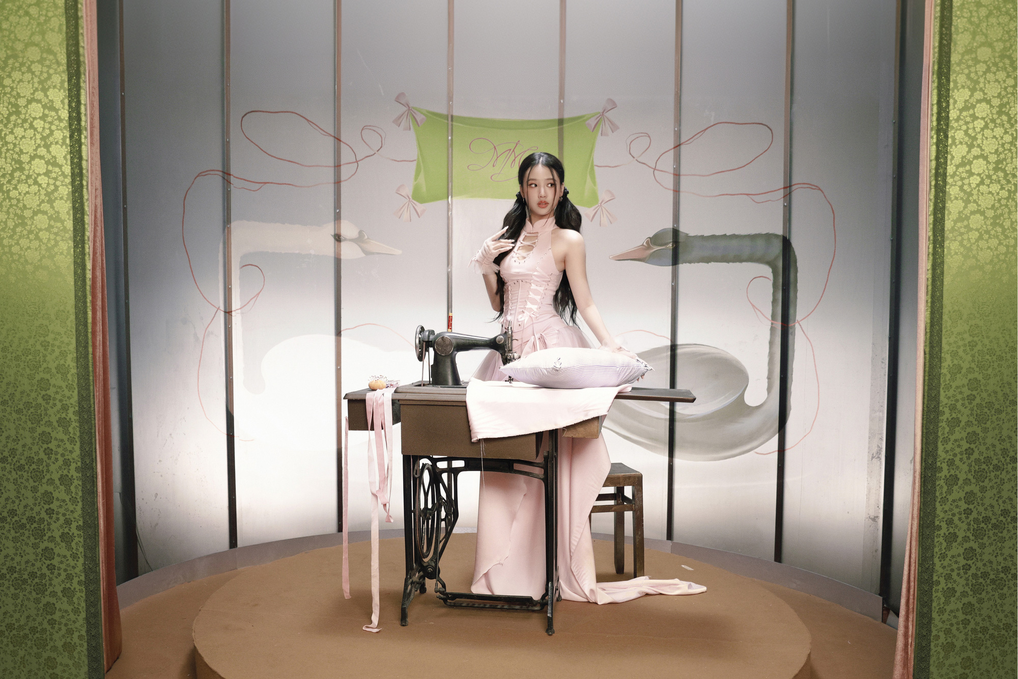 Amee ra album sau 2 năm vắng bóng, chuyện giải cứu là chiêu trò? - Tuổi ...