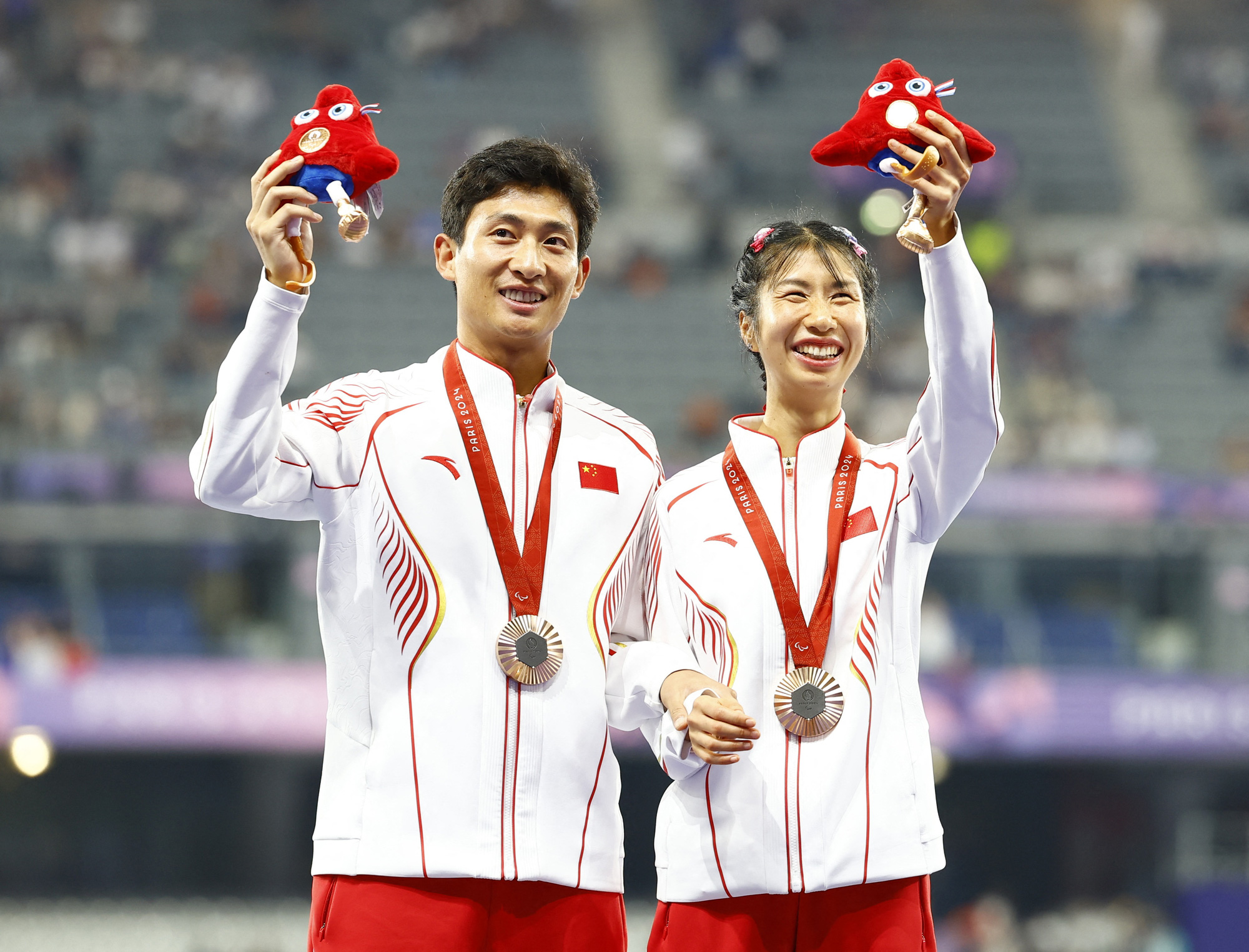 Những khoảnh khắc 'chạm đến trái tim' tại Paralympic 2024 - Tuổi Trẻ Online