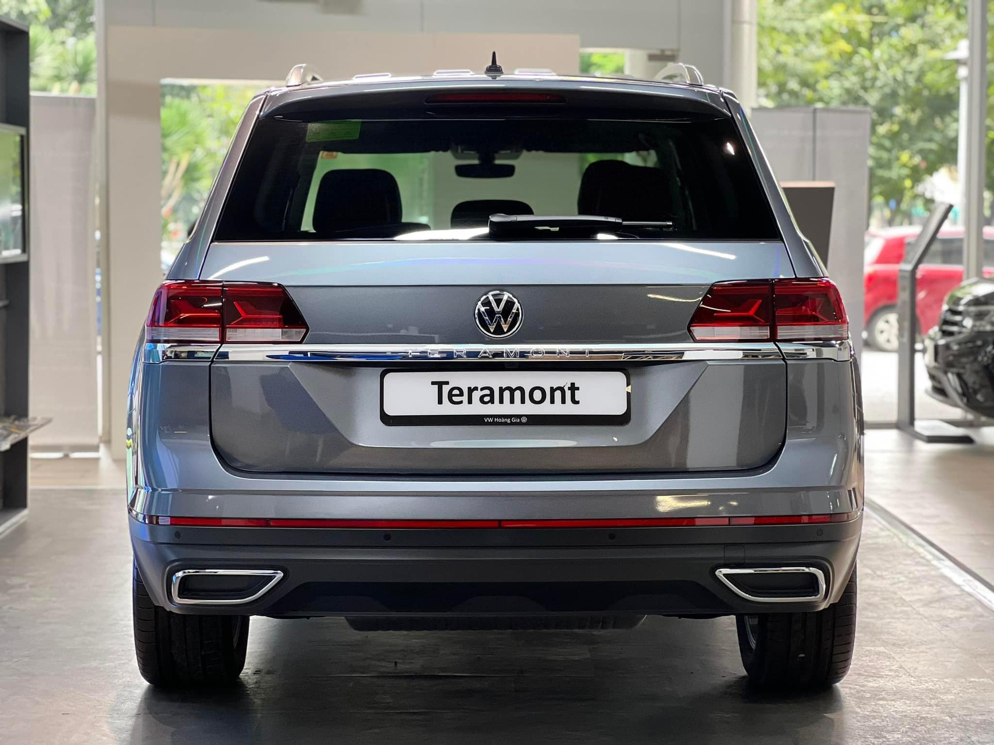 Tin tức giá xe: Volkswagen Teramont giảm tới 500 triệu tại đại lý, mức ...