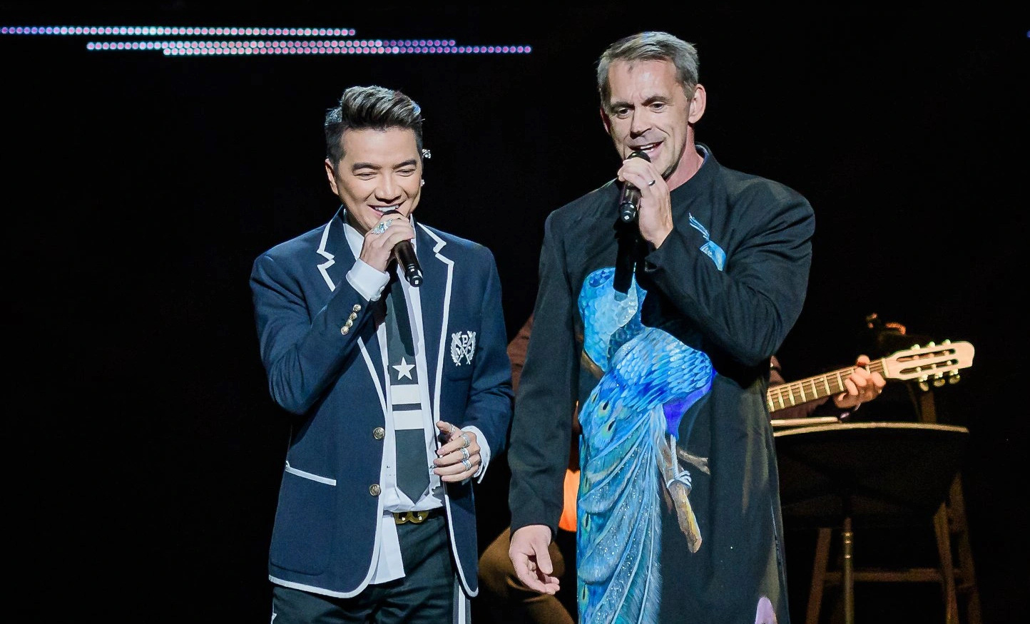 Tỉ phú Gerard Williams kiện 3 YouTuber tội phỉ báng liên quan đến vụ ...