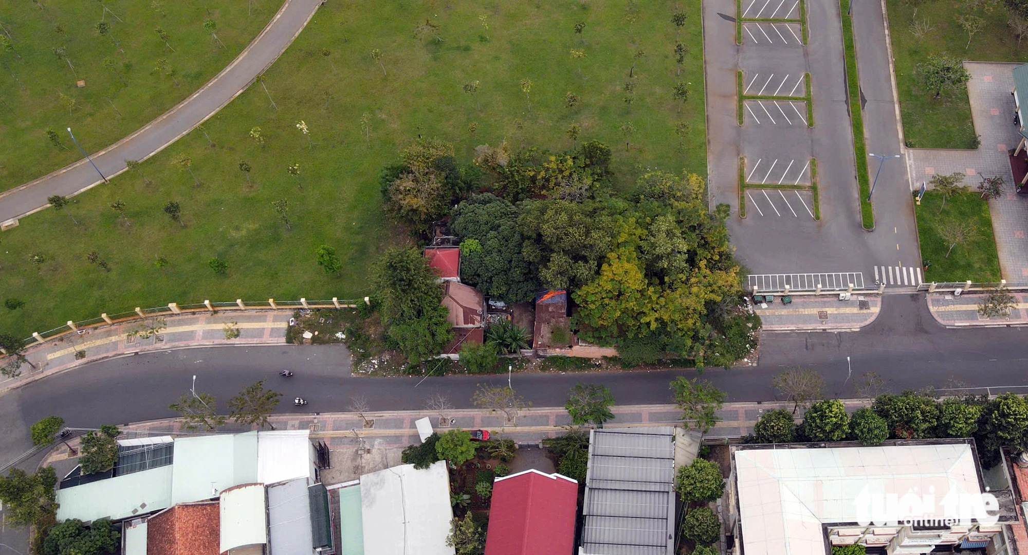 Cưỡng chế mảnh đất ‘da beo’ trong công viên 700 tỉ ở Bà Rịa - Tuổi Trẻ ...