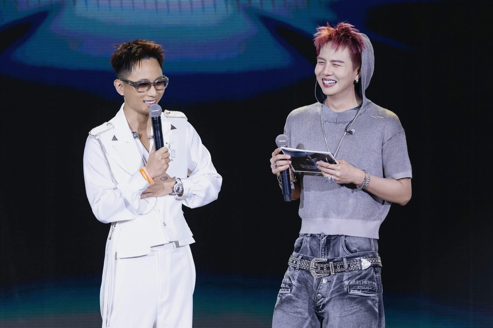 Fan meeting Rhymastic ngập ‘sít rịt’: Soobin bất ngờ xuất hiện, Bùi ...