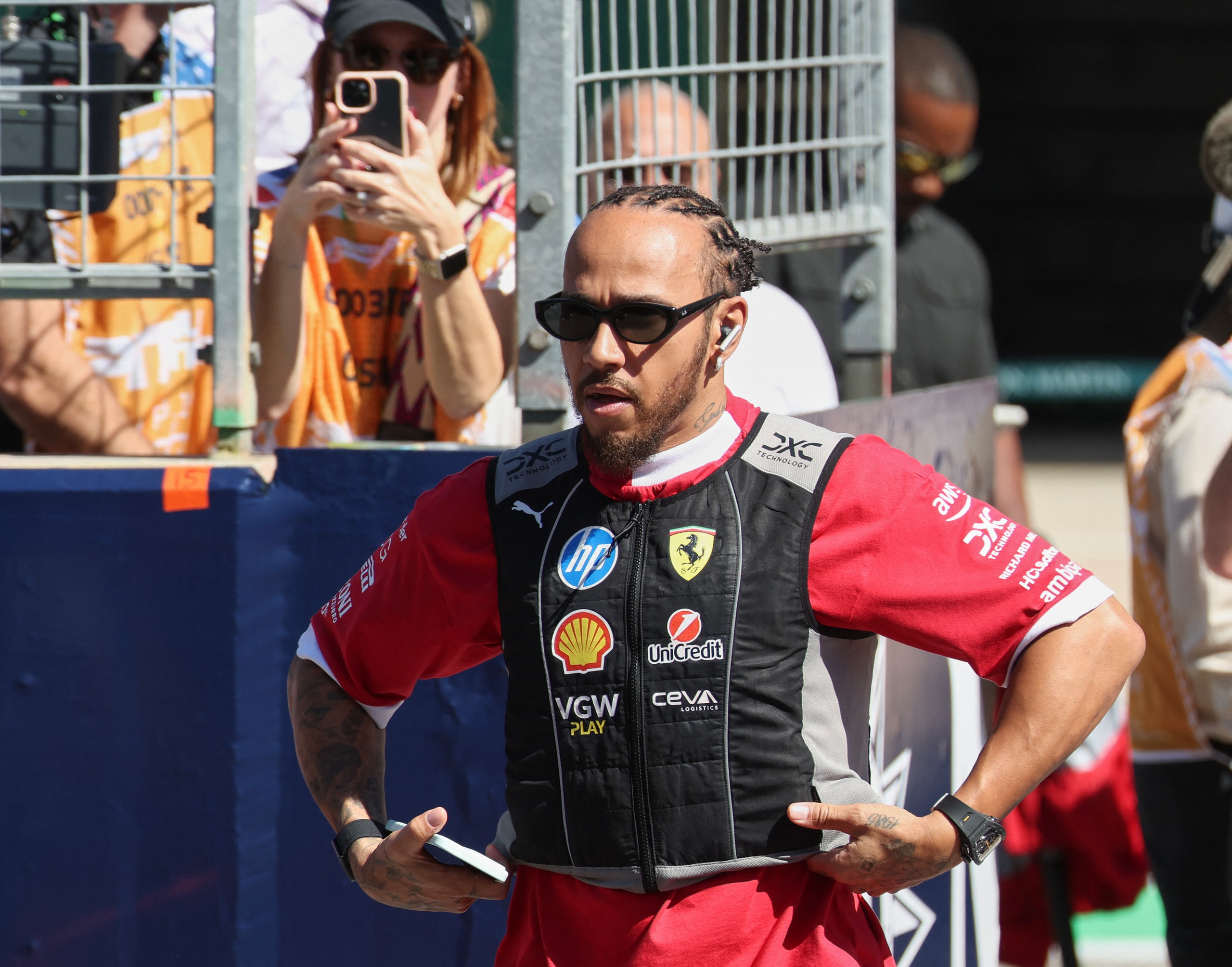 Le légendaire Lewis Hamilton a échappé de justesse à la catastrophe ...