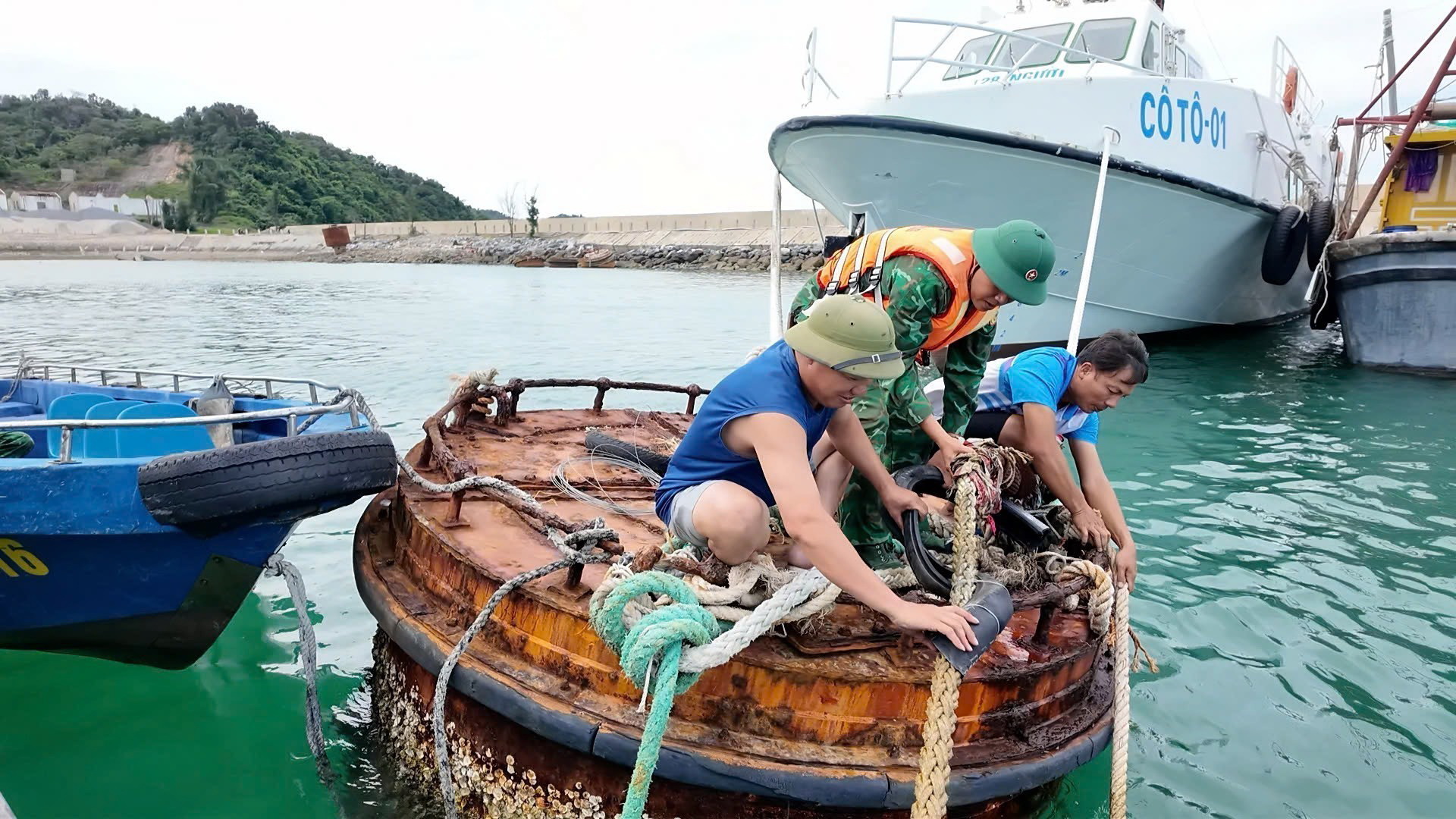 Hoàn lưu bão Matmo gây mưa to: Nguy cơ rất cao lũ quét, sạt lở đất ...