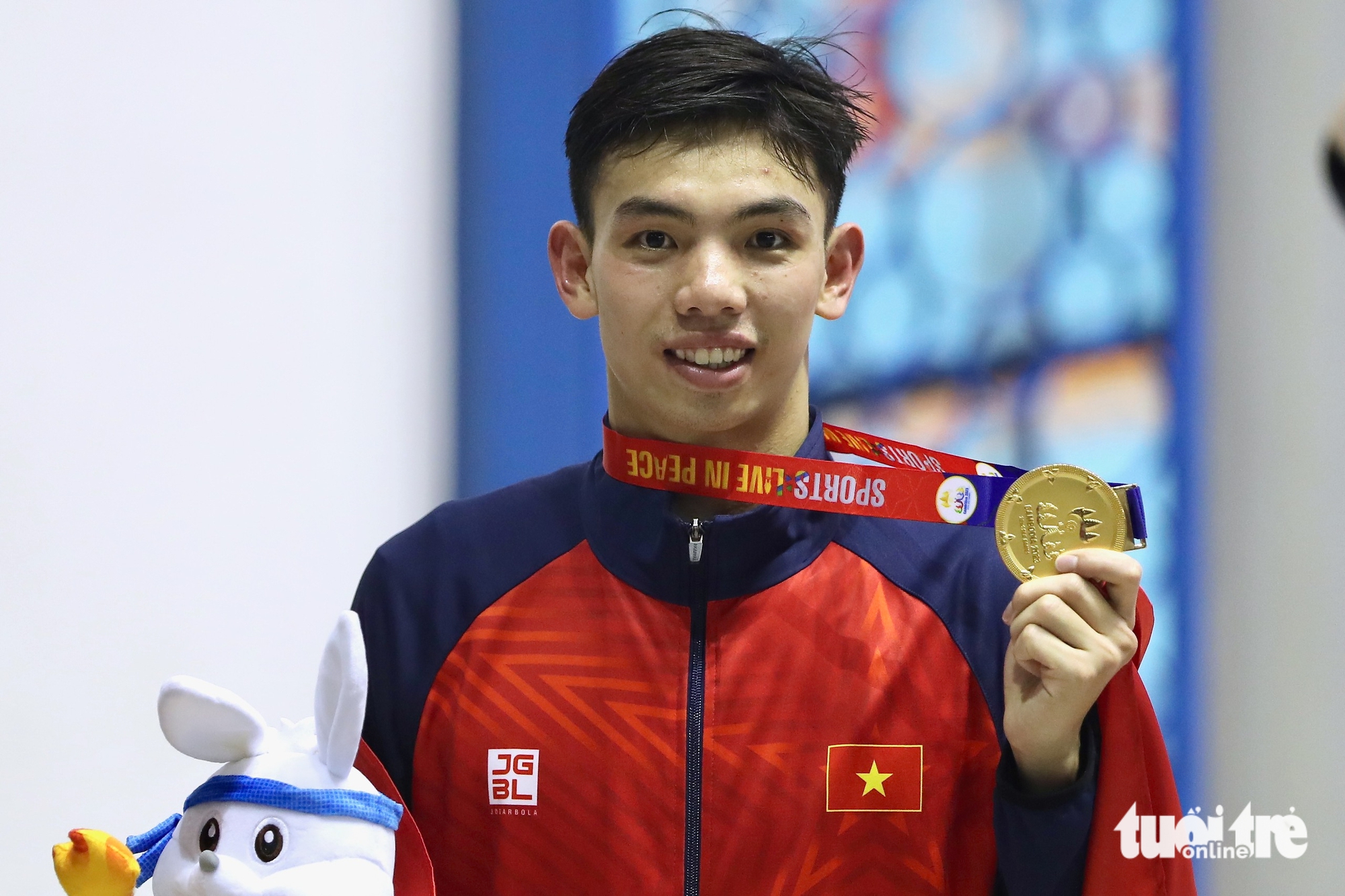 Kình ngư Nguyễn Huy Hoàng giành HCV thứ ba Giải bơi vô địch quốc gia 2025 - Tuổi Trẻ Online