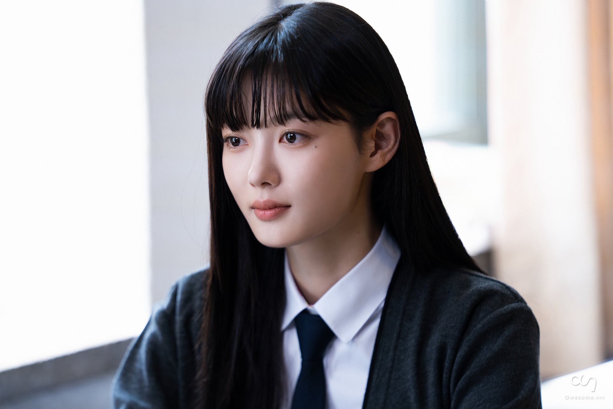 Không nhận ra 'em gái quốc dân' Kim Yoo Jung trong Dear X - Tuổi Trẻ Online