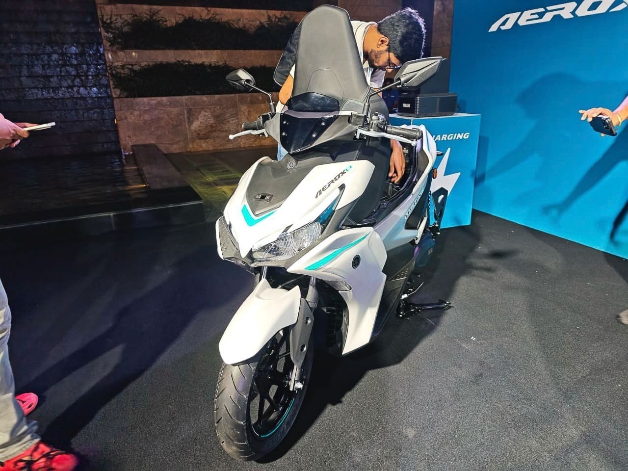 Yamaha NVX ra mắt bản điện, chạy 106km/sạc, thêm lựa chọn đấu Honda Air ...