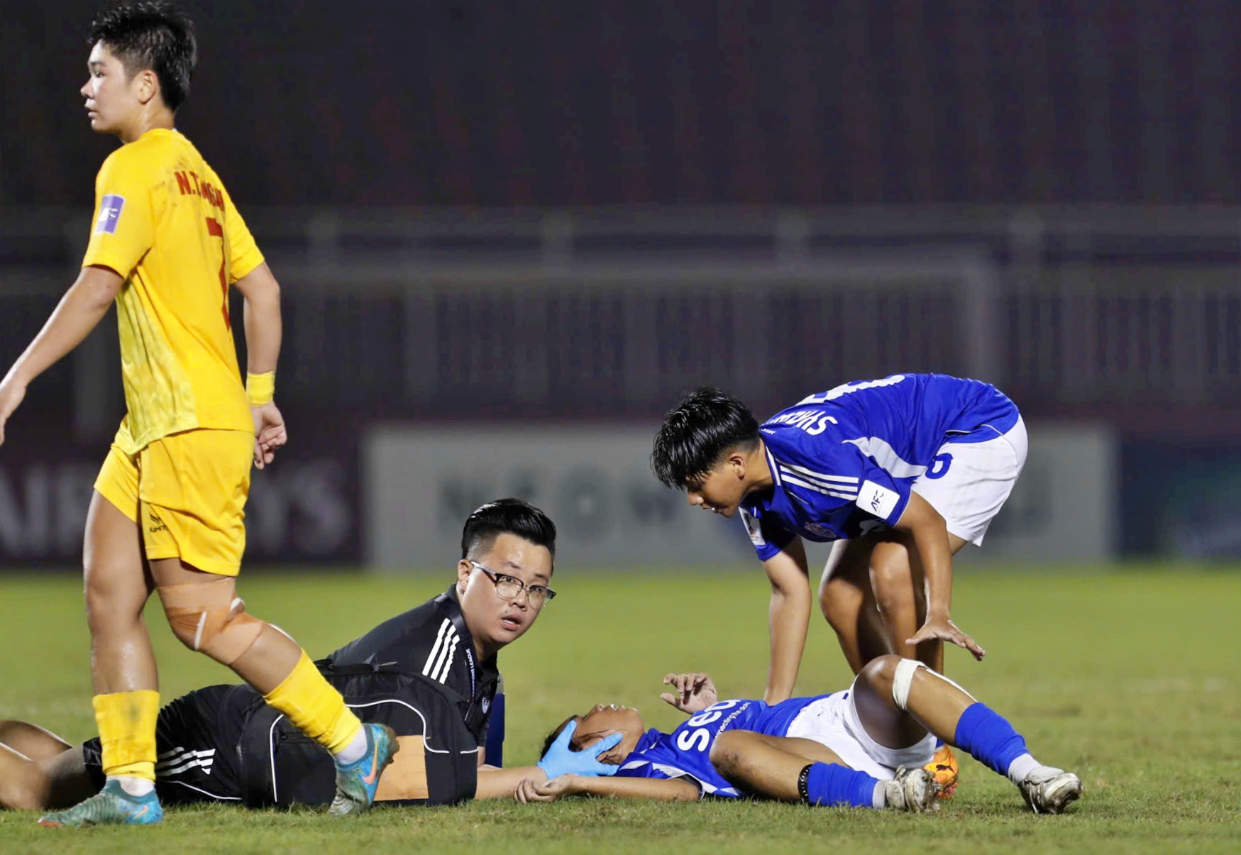 Singaporean female soccer player collapsed and had to be treated at ...