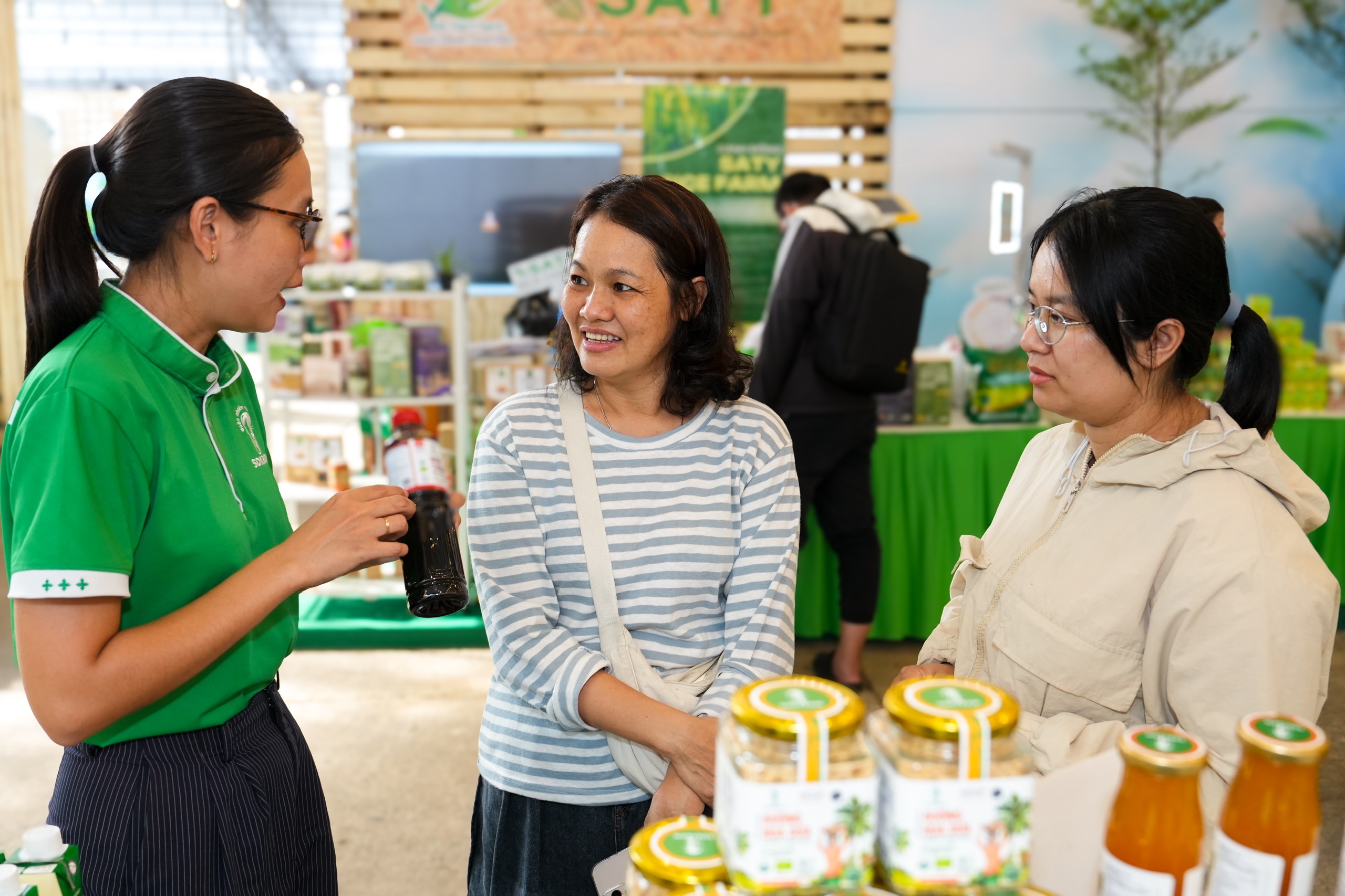 Breakfast @ Tuoi Tre News - November 16