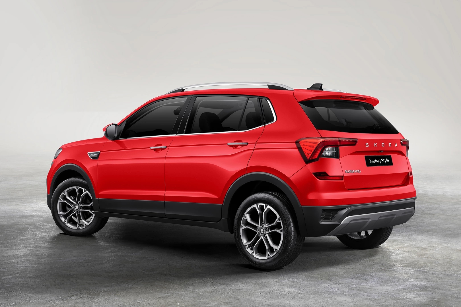 Nhiều xe Skoda được giảm giá hàng chục triệu đồng, có bản ngang xe hạng ...