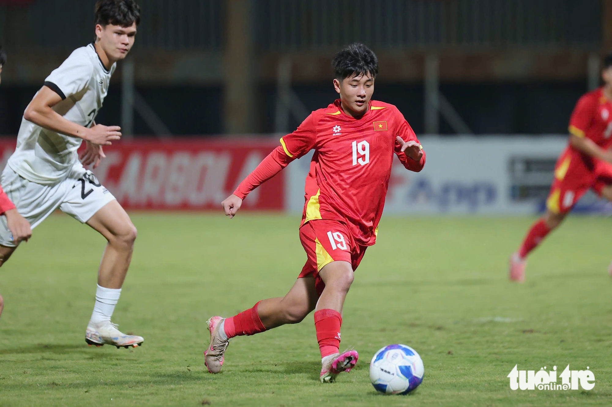 U17 Việt Nam thắng 14-0 ở vòng loại châu Á - Tuổi Trẻ Online