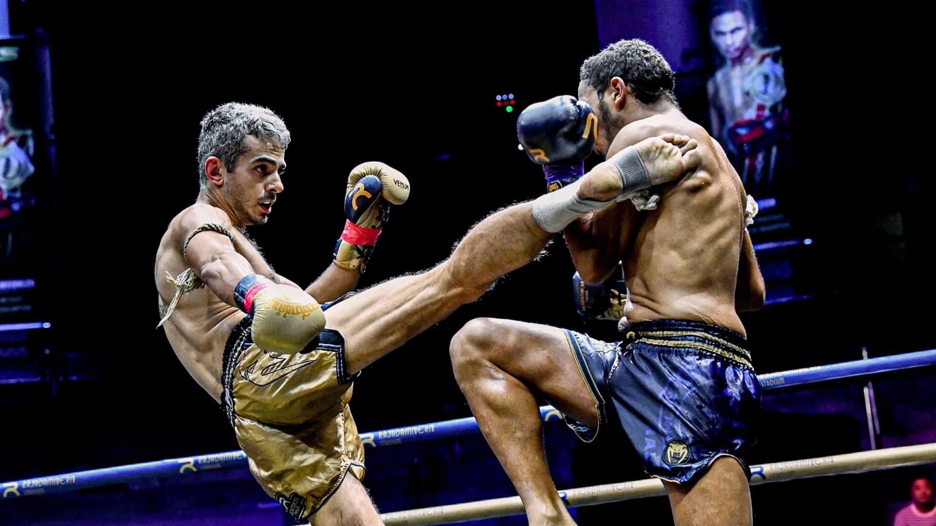 Đòn đá môn nào mạnh nhất - taekwondo, karate, muay hay kickboxing ...