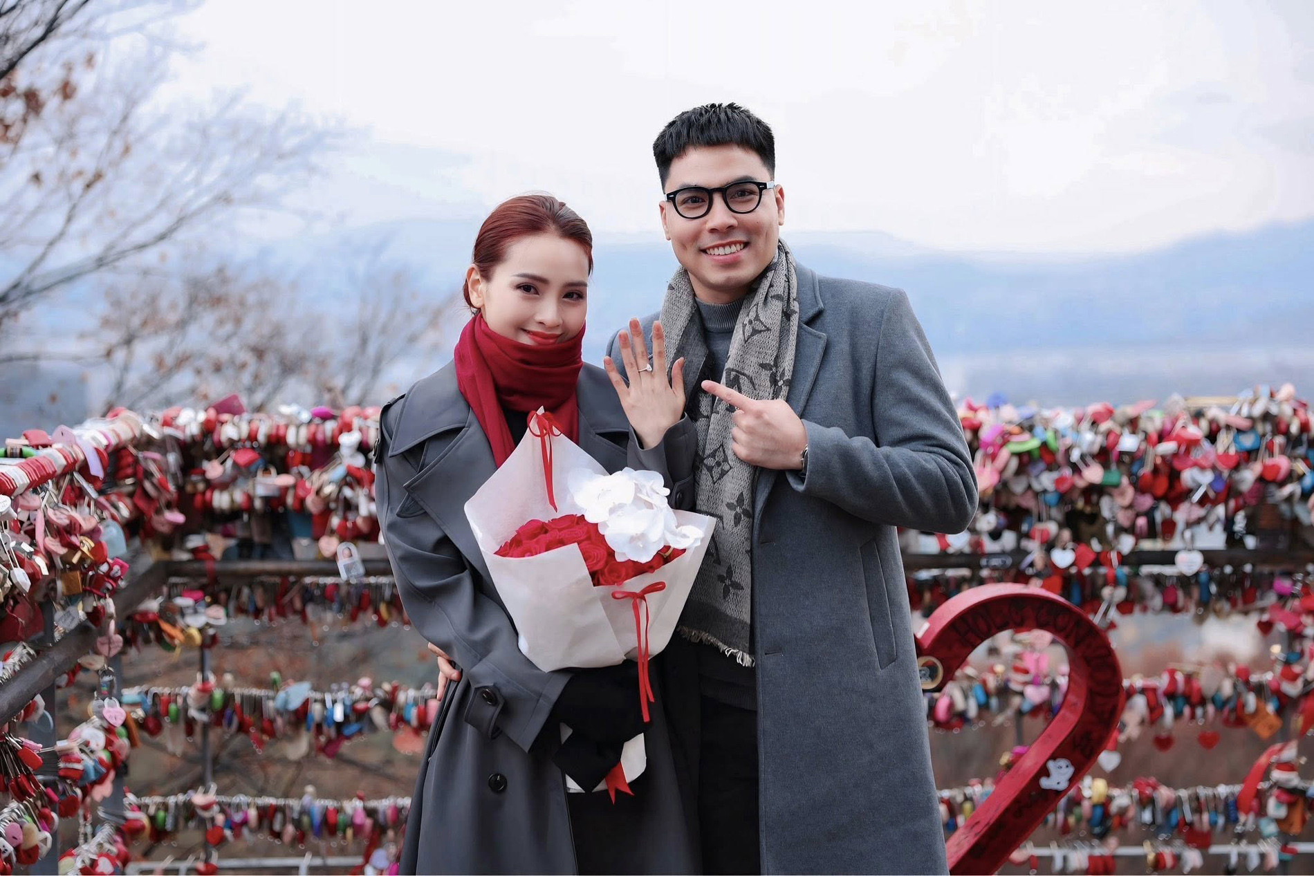 Footballer Duc Huy proposed to MC Mu Tat VTV