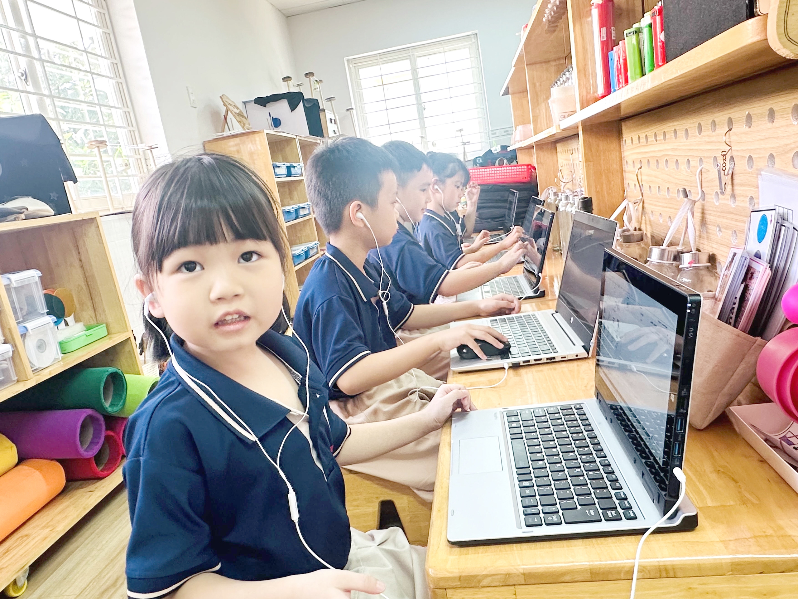 Nhiều trường ở TP.HCM 'dài cổ' chờ tuyển giáo viên âm nhạc, mỹ thuật ...