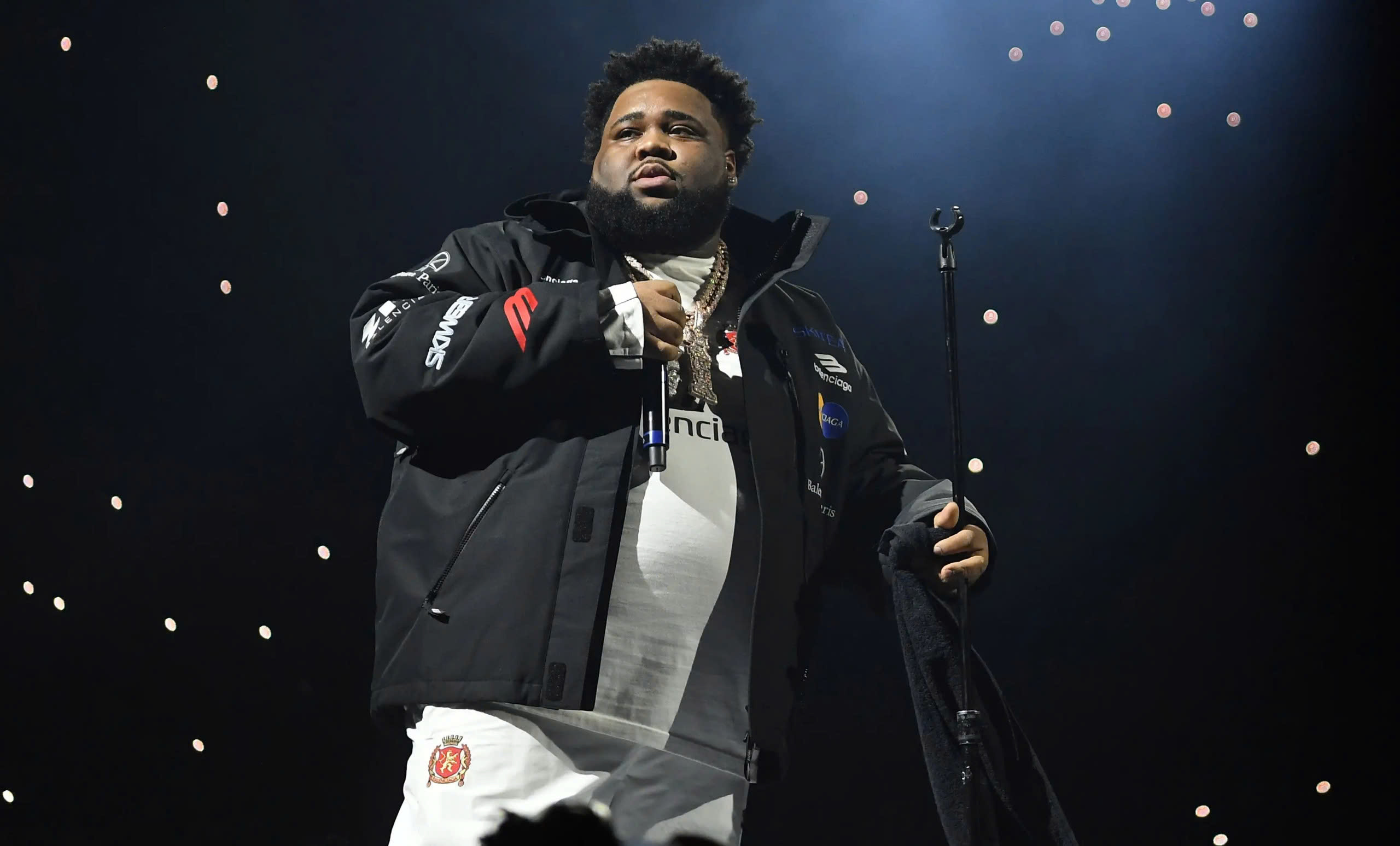 Chưa kịp ăn mừng nhận đề cử Grammy, nam rapper bị bắt vì dùng ma túy và ...