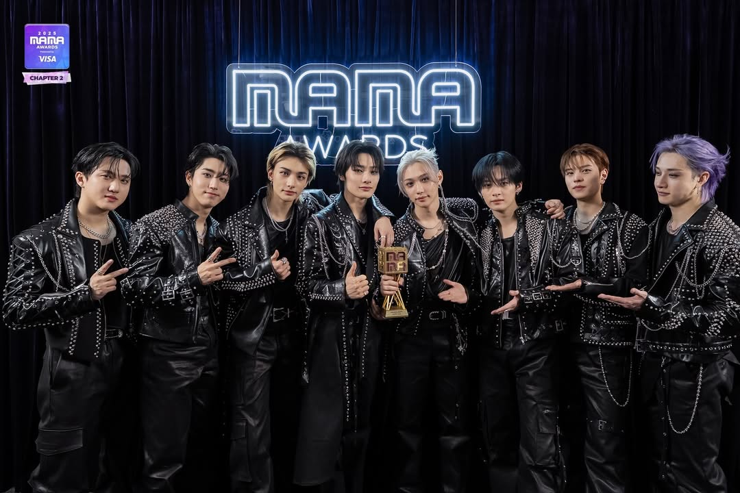 Stray Kids lập kỷ lục mới trong lịch sử K-Pop, Park Bo Gum đối đầu Lee ...