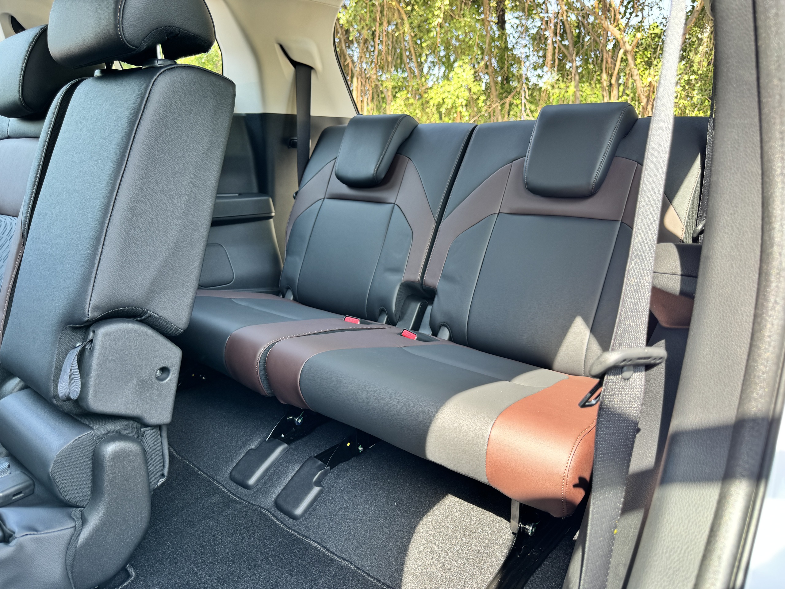 'Người Việt sẽ chọn Mitsubishi Destinator Premium thay vì Ultimate ...