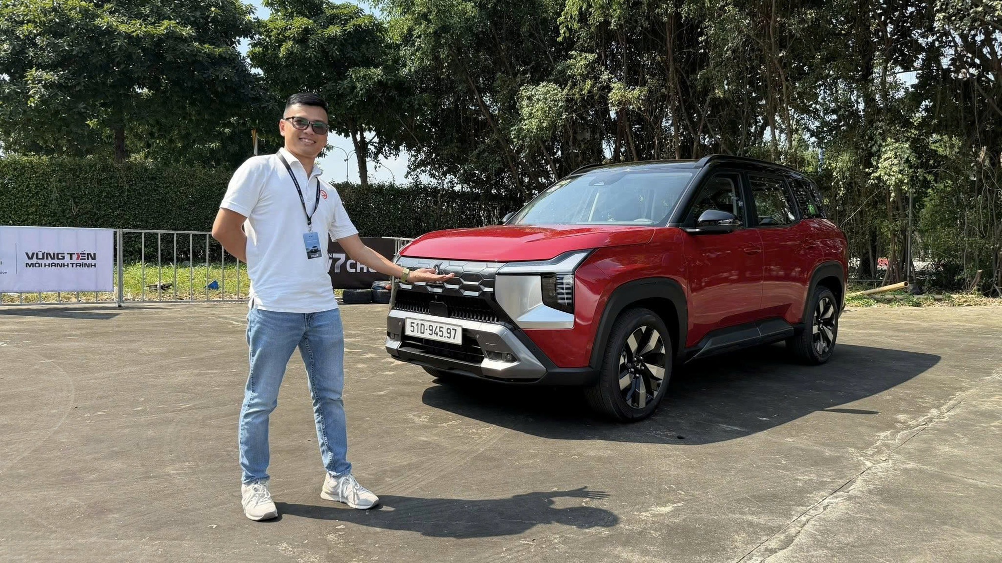 'Người Việt sẽ chọn Mitsubishi Destinator Premium thay vì Ultimate ...