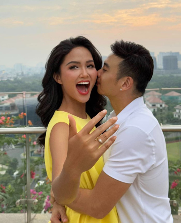 H'Hen Niê được bạn trai cầu hôn - Tuổi Trẻ Online