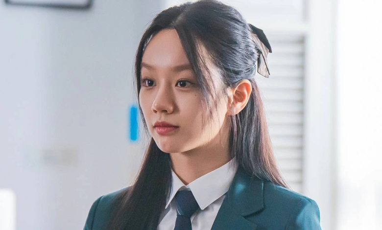 Lee Hyeri nói về nụ hôn đồng giới với Chung Su Bin - Tuổi Trẻ Online