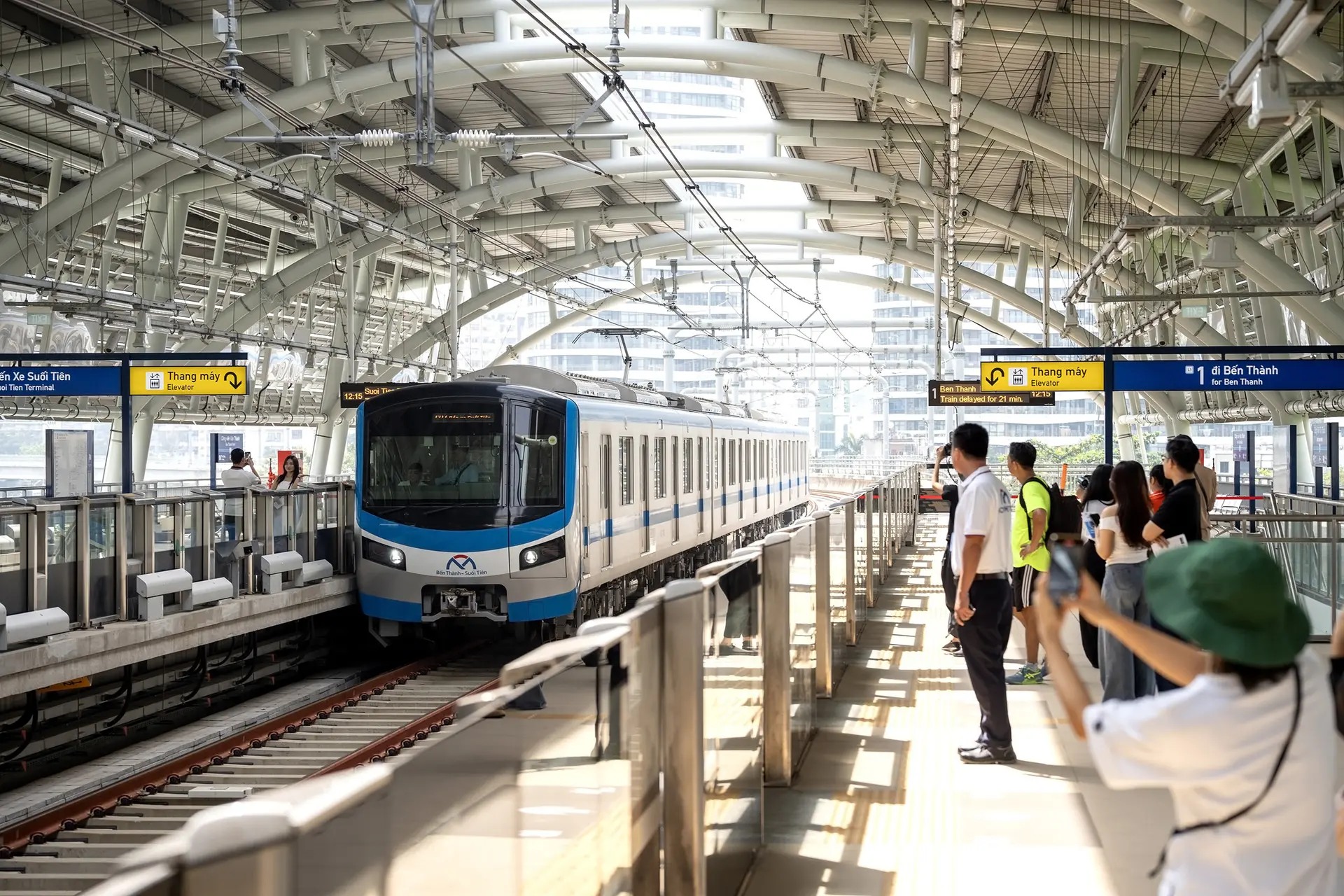 Metro TP.HCM vào top 100 điểm đến tuyệt nhất năm 2025 theo tạp chí Time ...