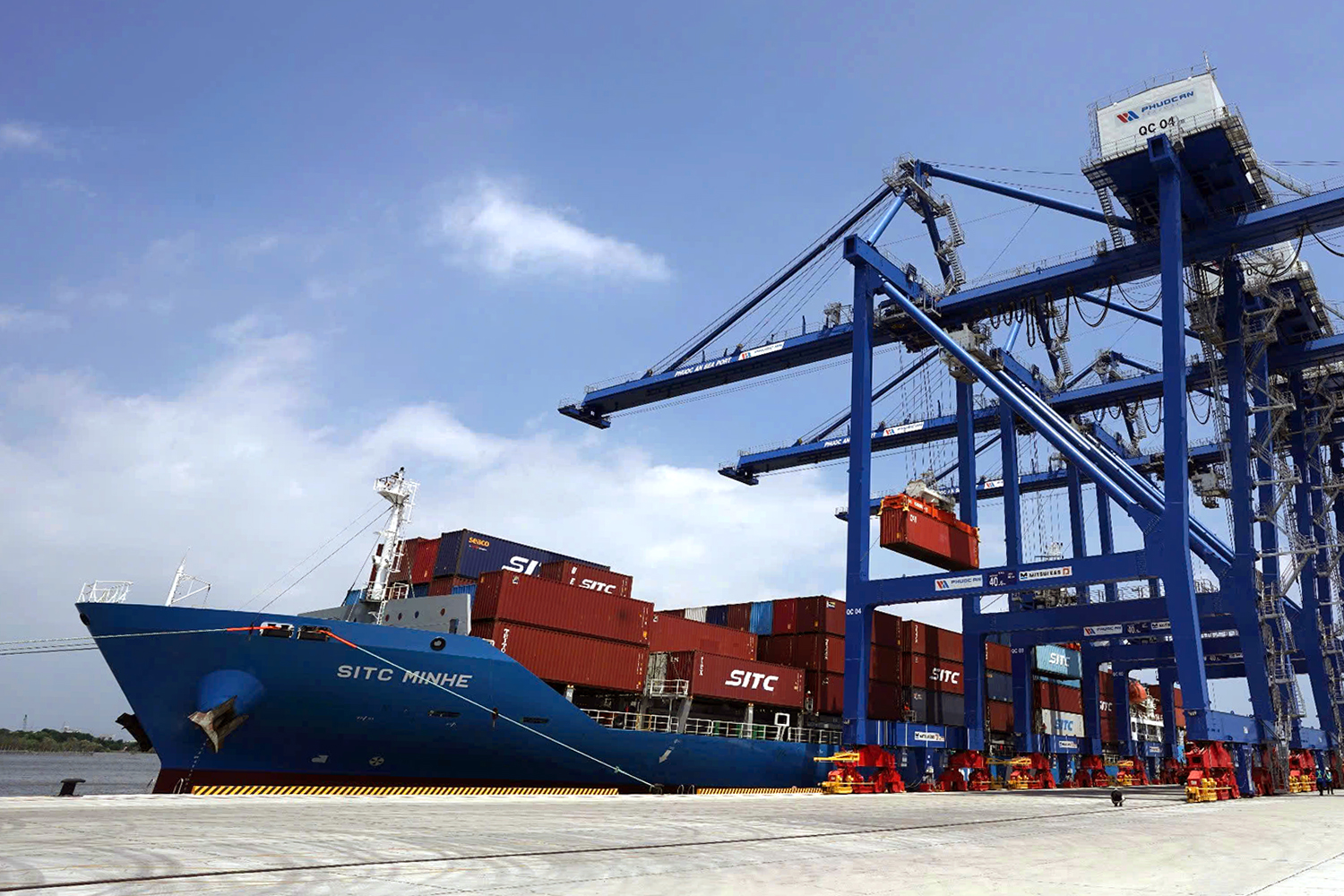 Tân Cảng Sài Gòn ký kết hợp tác với cảng lớn nhất Đồng Nai - Tuổi Trẻ ...