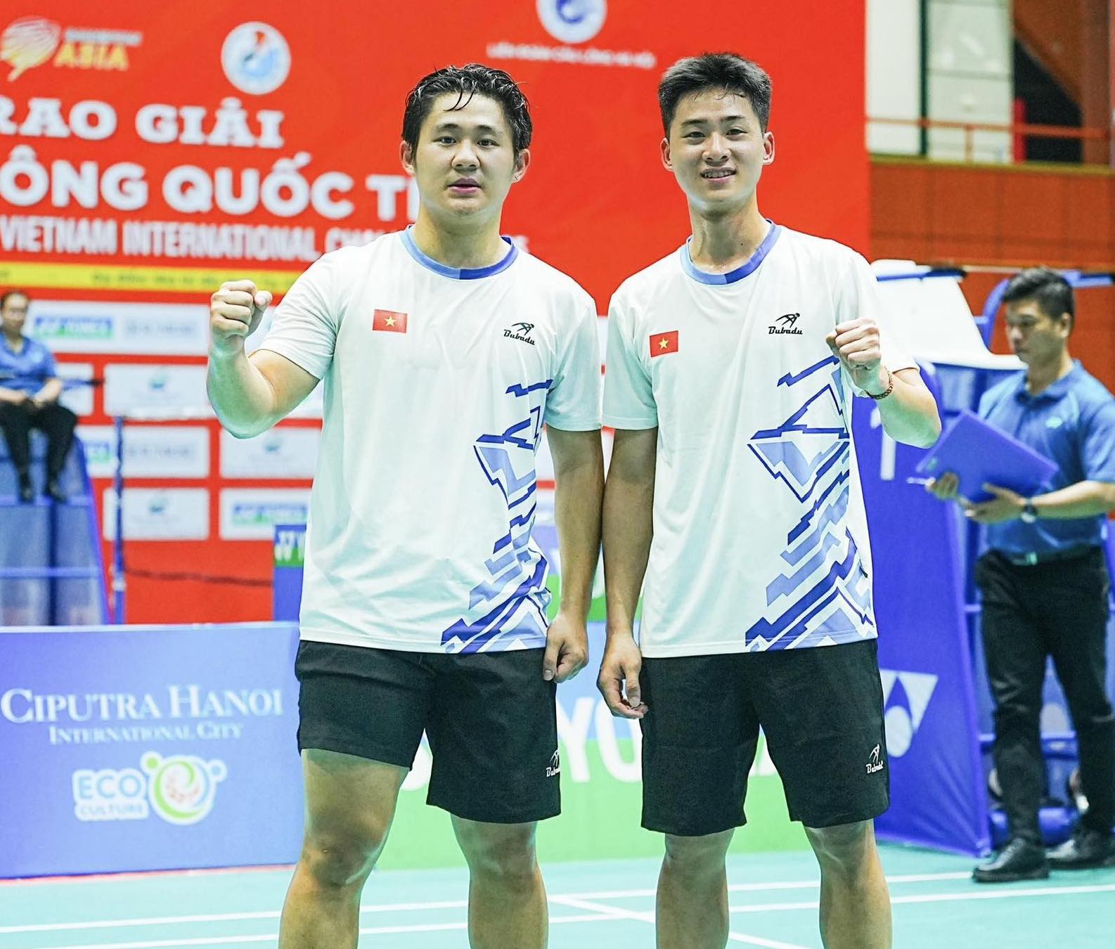 Dinh Hoang and Dinh Manh won historic championships at the Vietnam International Challenge.