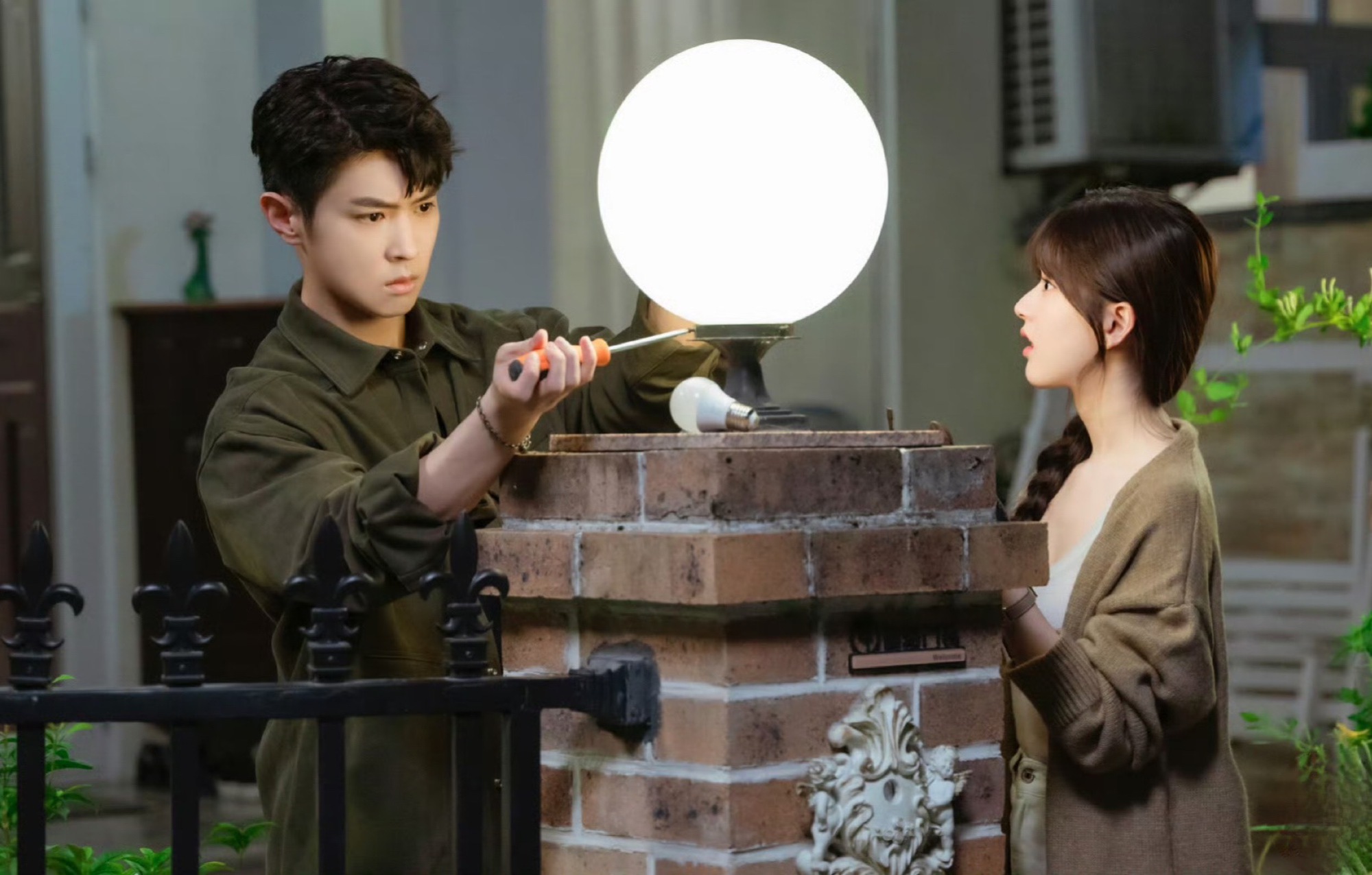 Sức hút đặc biệt của nhân vật Tang Diên trong Khó dỗ dành và Vụng trộm không thể giấu