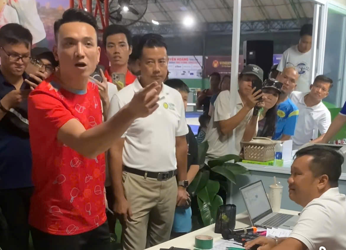 Bức xúc trọng tài, VĐV chửi thề ở Giải pickleball quốc gia 2025 - Tuổi ...