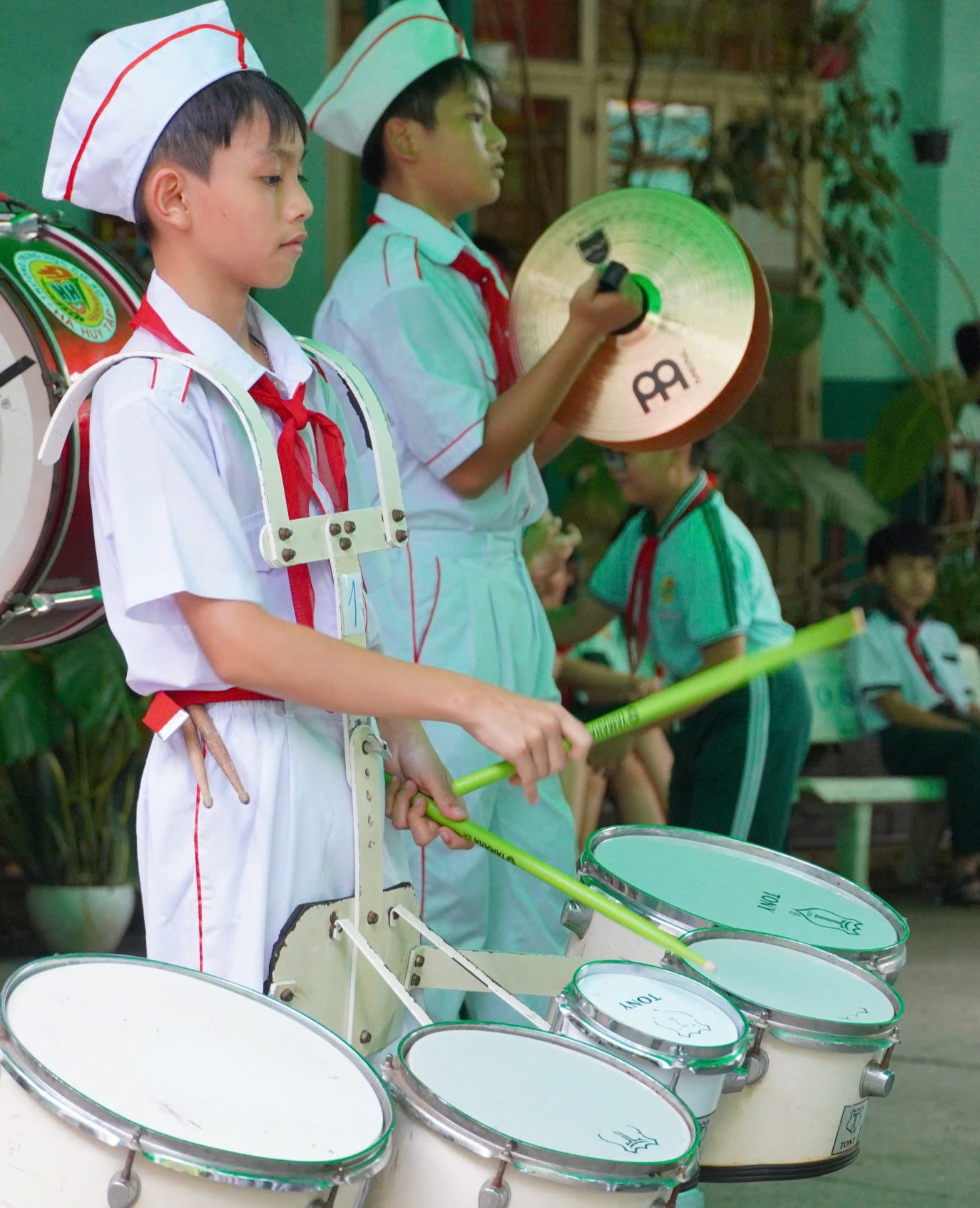 Sáng 12-4, thiếu nhi đồng diễn trống kèn Đất nước trọn niềm vui, mừng ...