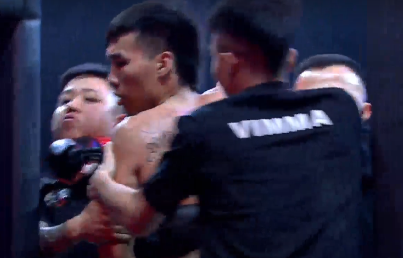 59 giây kết thúc MMA Duo, Nguyễn Xuân Phương thua không phục?