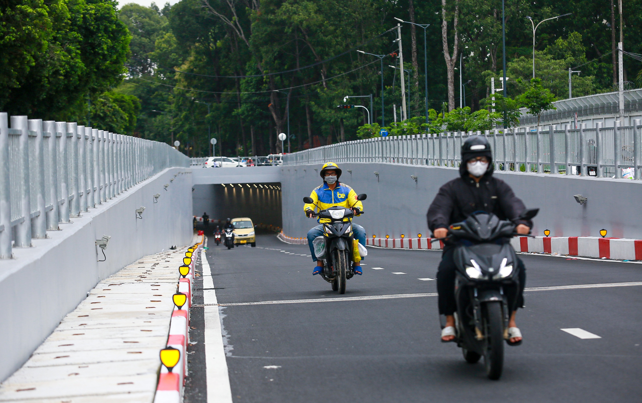 Tan Son Nhat Airport Terminal 3 is operational: Which way is the ...