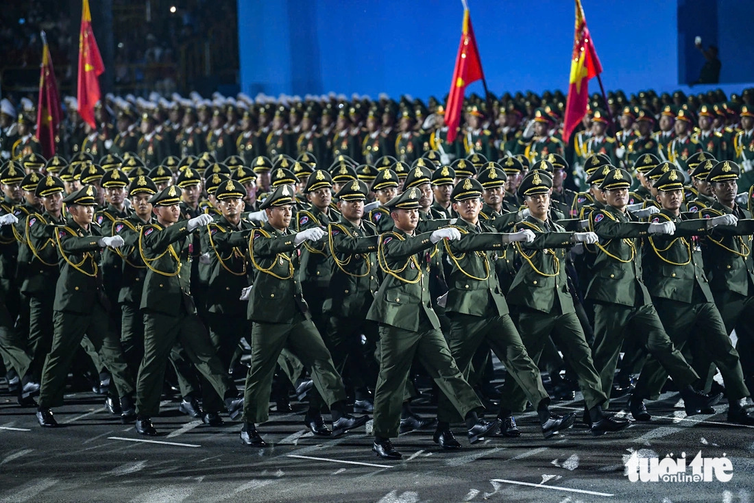 Laotian, Cambodian troops join Vietnam’s Reunification Day parade ...
