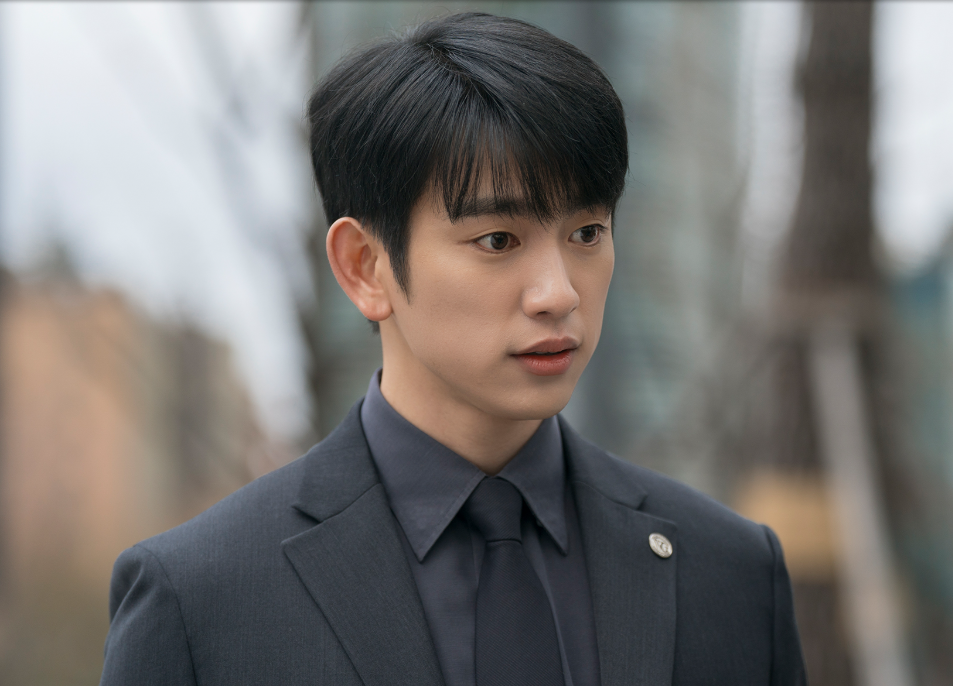 Jung Hae In làm khách mời trong phim mới; Jinyoung (GOT7) tái xuất cùng Park Bo Young