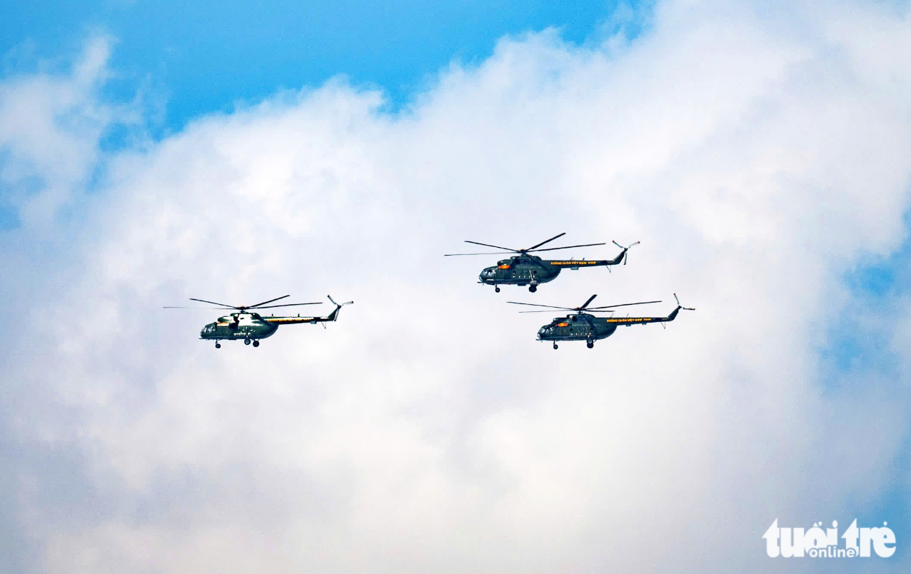 Choppers, fighter jets intensify rehearsals ahead of Vietnam’s ...