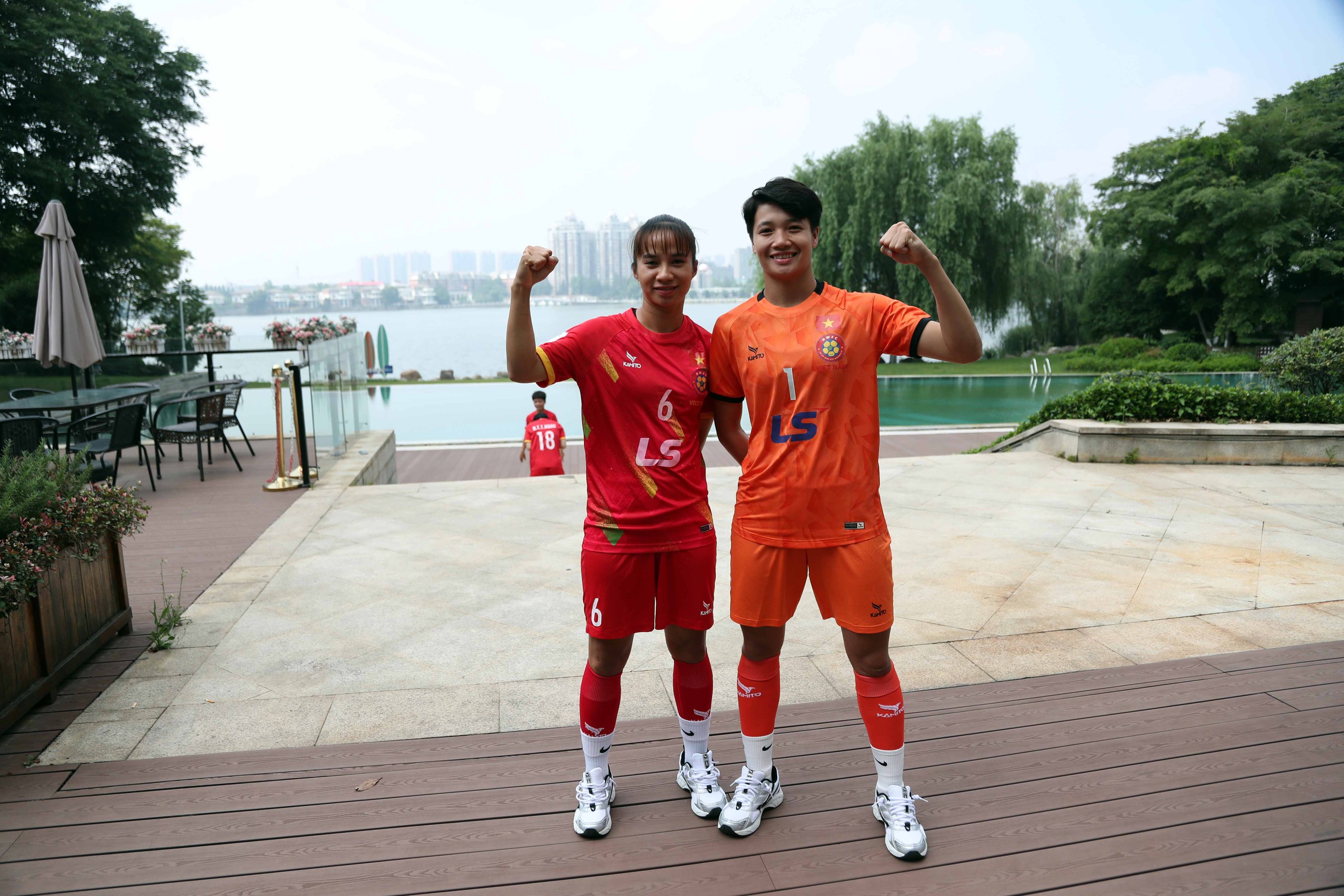 Why did the AFC interview player Hong Nhung before the semi-final match ...